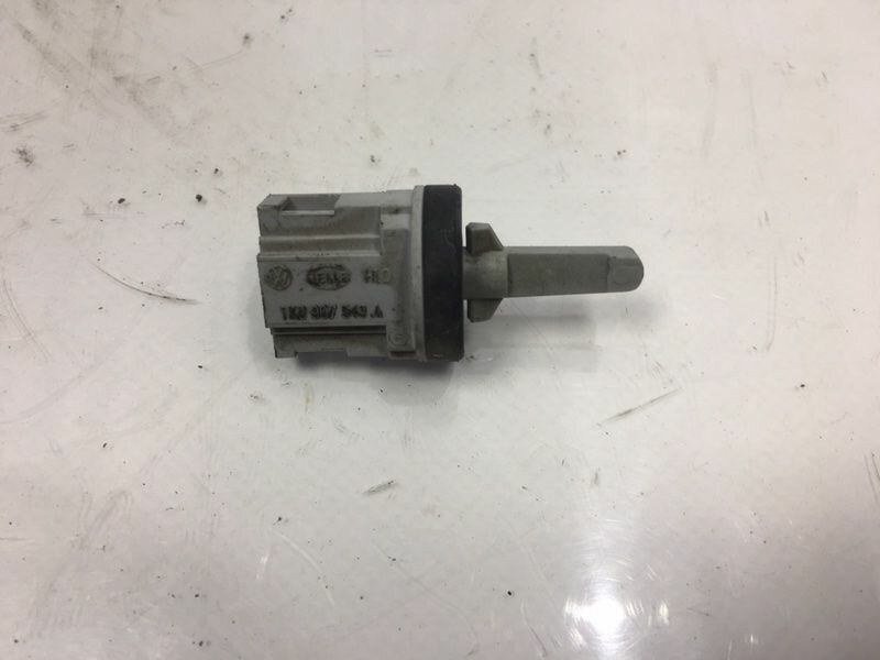 Датчик температуры воздуха в салоне Volkswagen Jetta 2007 1K0907543 1K2 BSE (с пробегом)