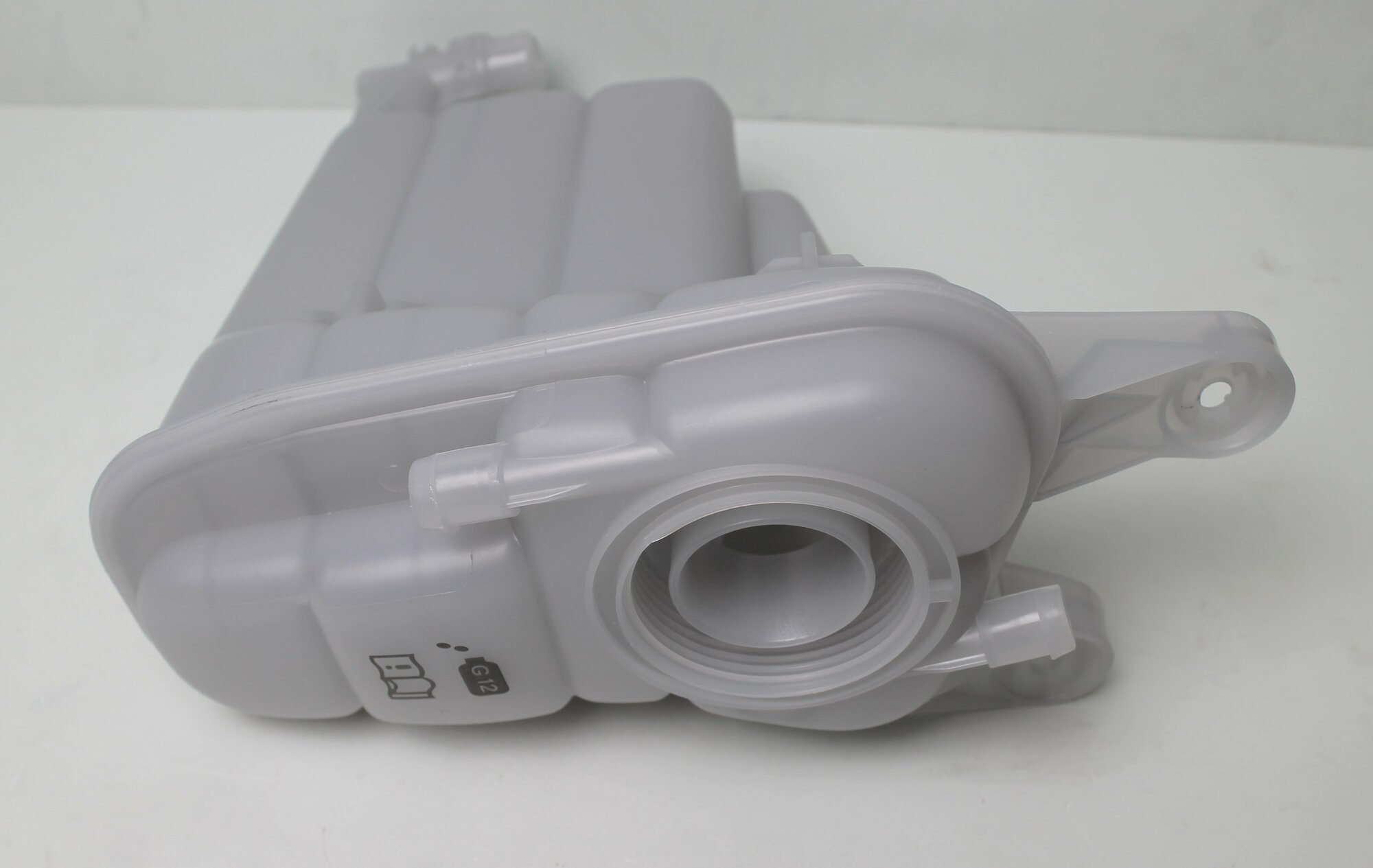 Бачок расширительный антифриза AUDI A4 B8/B9, S5 8T, Q5 8R PORSCHE Cayenne 3, Macan 1