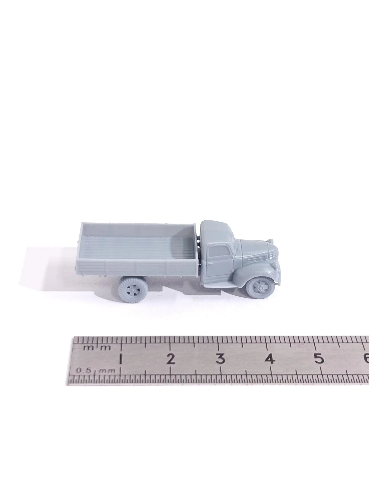 Tusk Model 1/144 Scale WF-32 Truck Unpainted Resin Model Kit