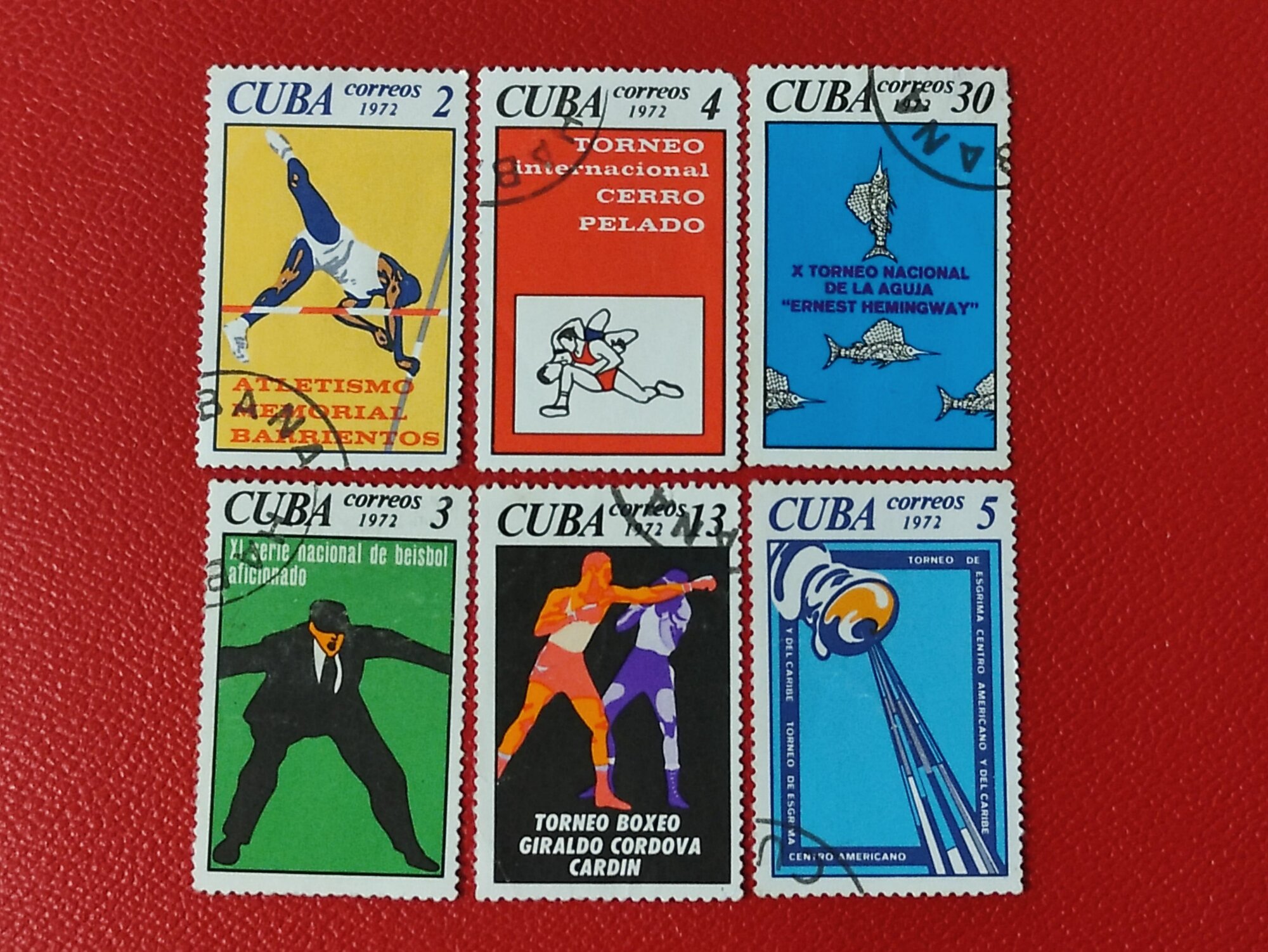 Марки Куба 1972. Спорт: "Спортивные события года". Гашение. Редкость. Наклейка - См фото