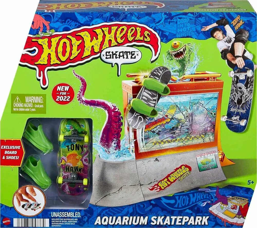 Игровой набор Hot Wheels Skate Aquarium Skatepark с накладкой на гриф Tony Hawk и парой съемных туфель для скейтбординга