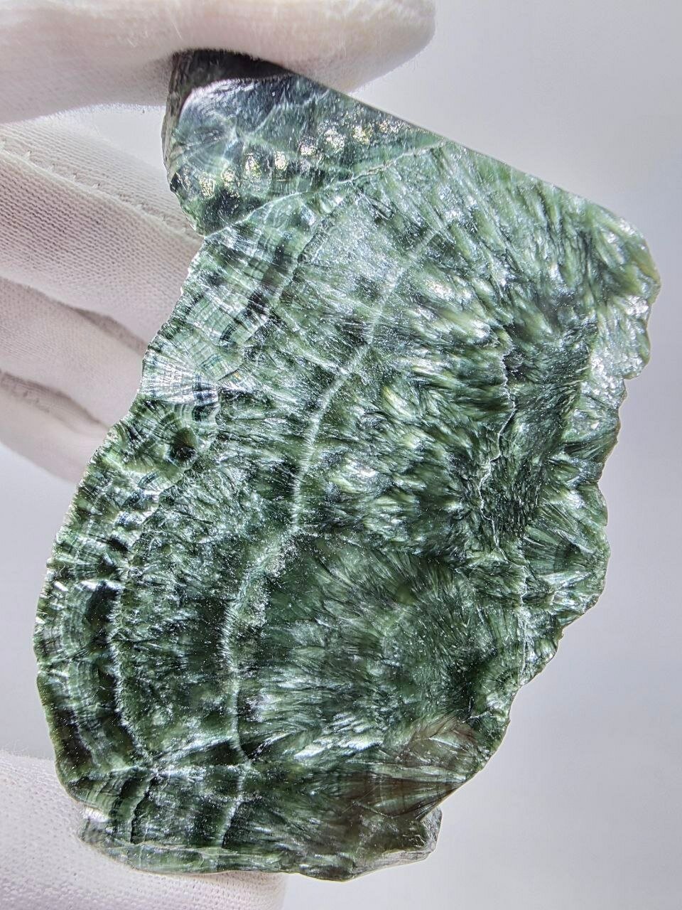 Клинохлор (серафинит) 70 мм, 109 г.