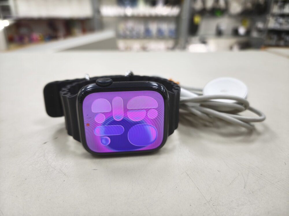 Смарт-часы Apple Watch Series 7 45mm темная ночь, спортивный ремешок
