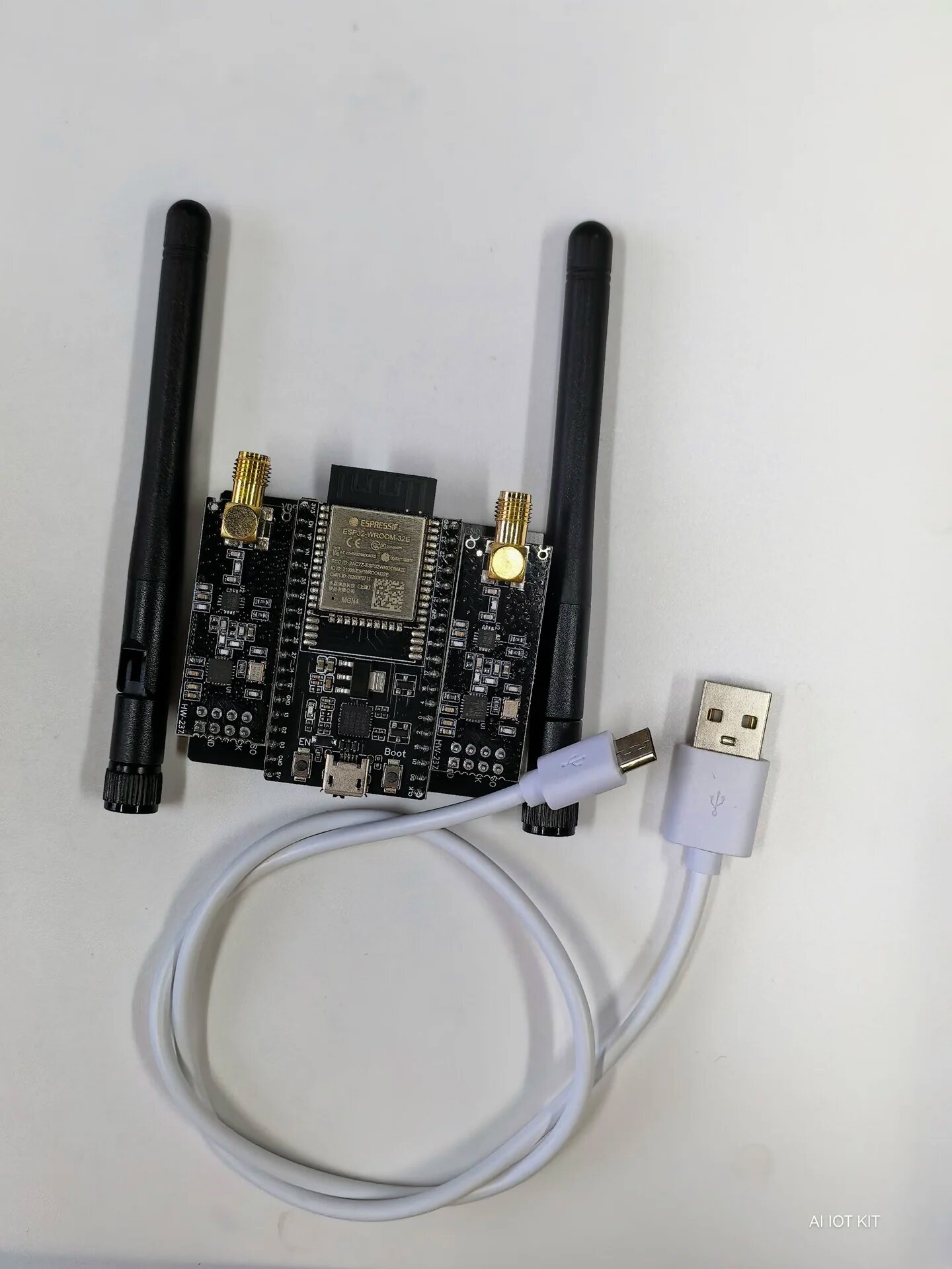 ESP32 DevKitC с NFC24L01 для IoT проектов — фото 1