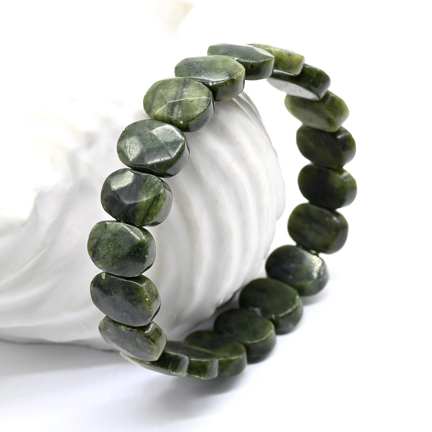 Браслет, нефрит