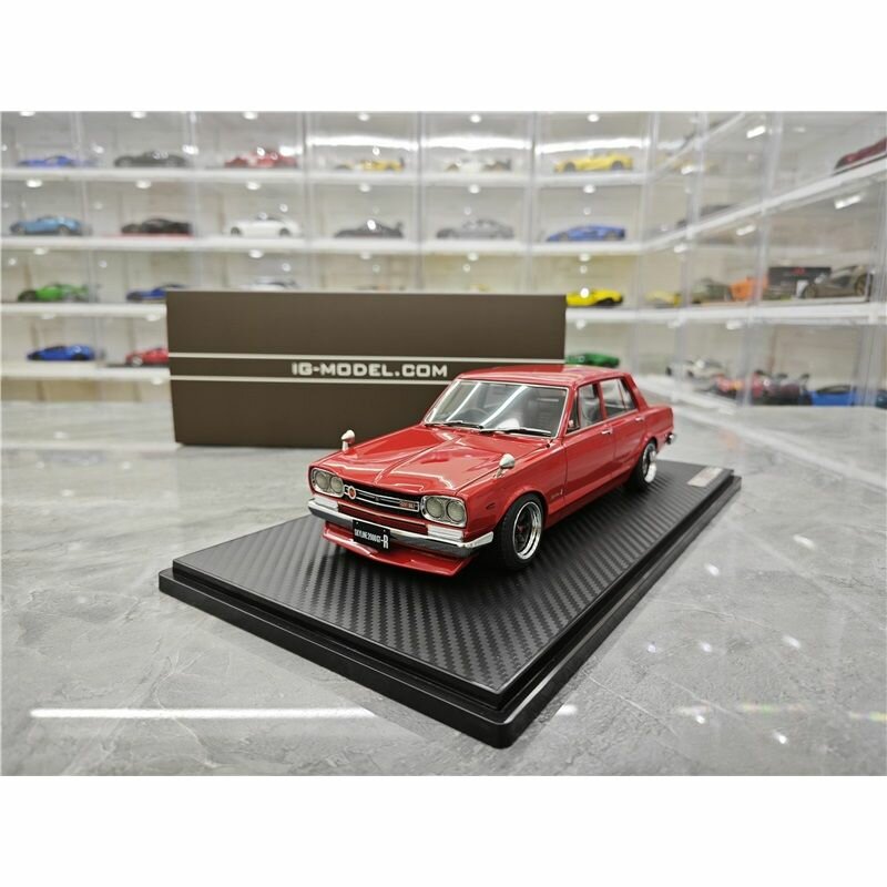 Машинка Ignition Model 1:18 Nissan GTR 2000 Skyline Модель из смолы