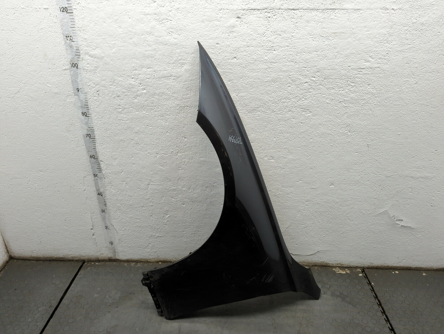 Крыло левое переднее BMW 3 F30 Б/У