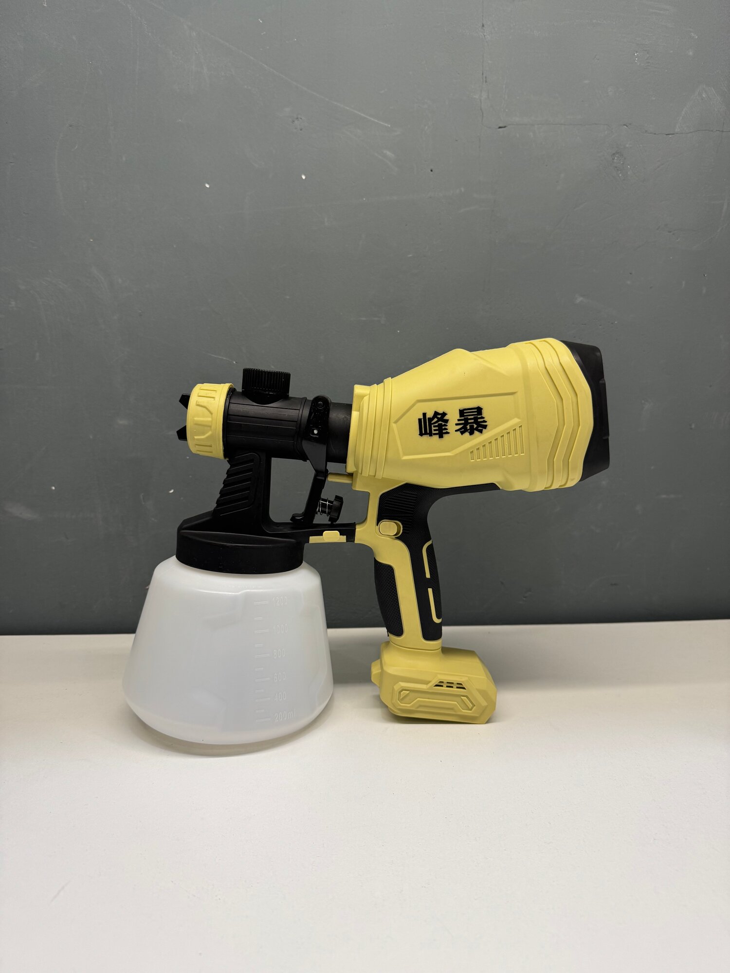 Краскопульт аккумуляторный FengBao 02-177, оригинал, Китай, тушка, без АКБ и зу, в коробке.