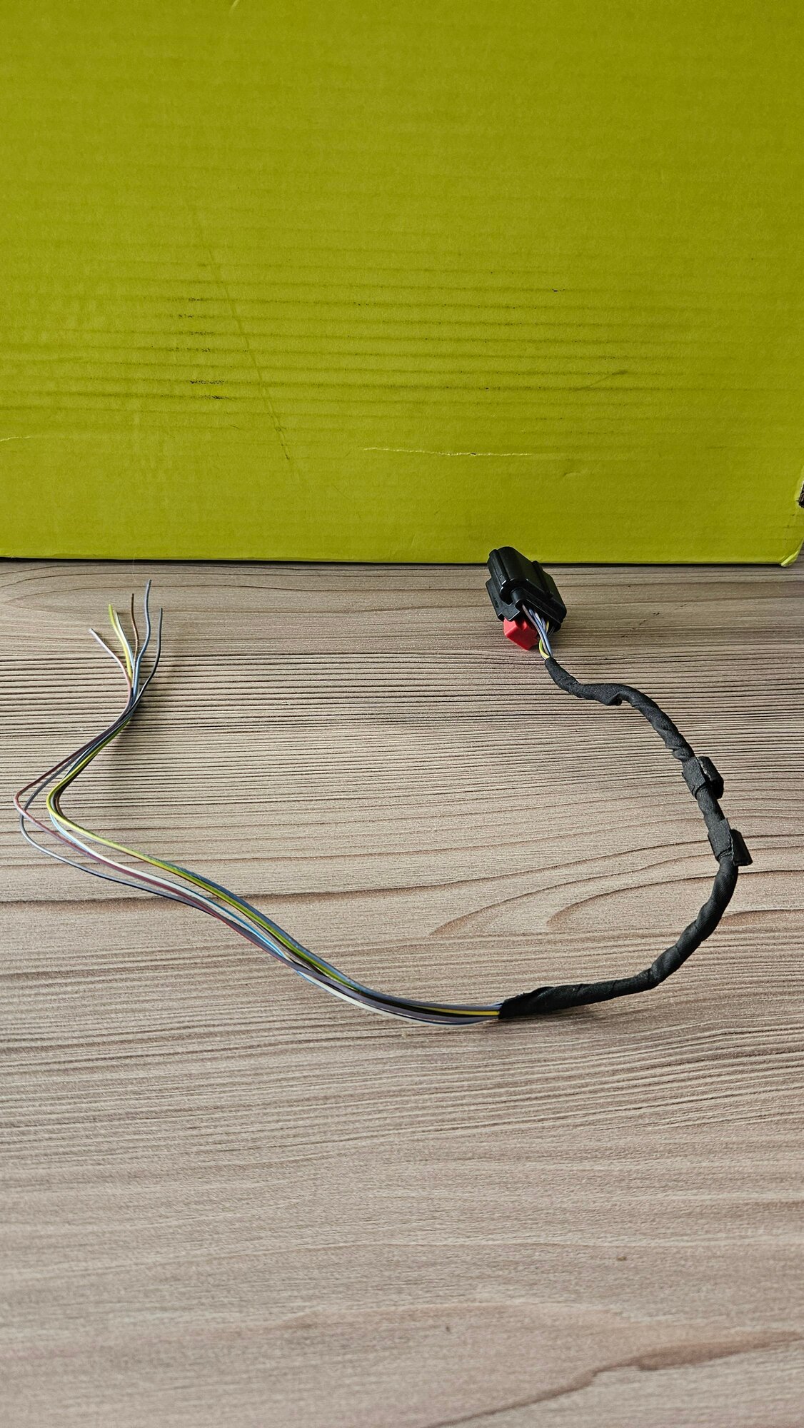 Разъем штекер на 6 контактов Vag на 2 pin оригинал