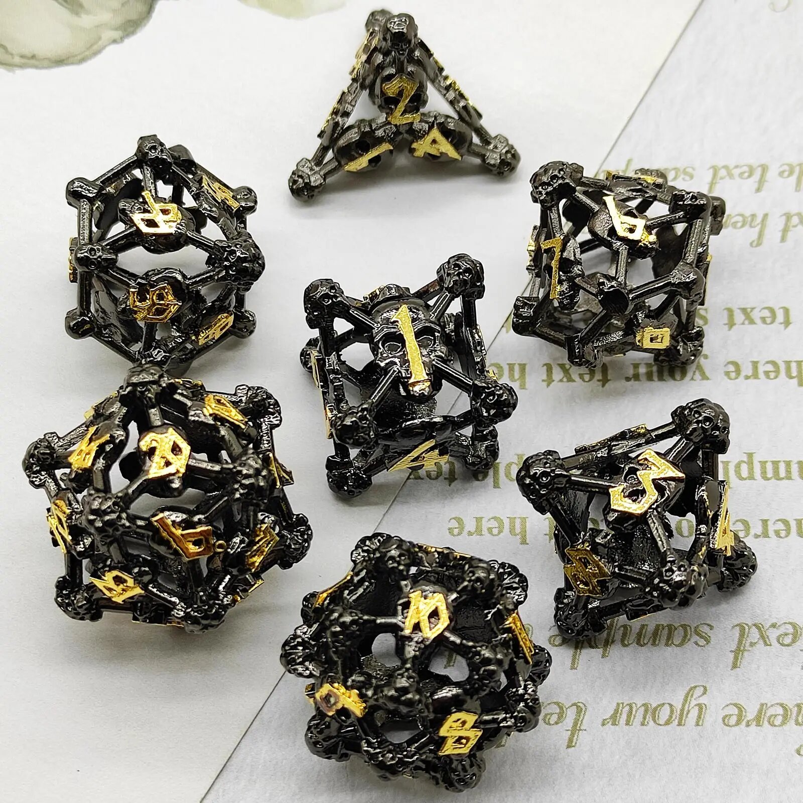 Металлические кубики для D&D с черепами 7 шт.