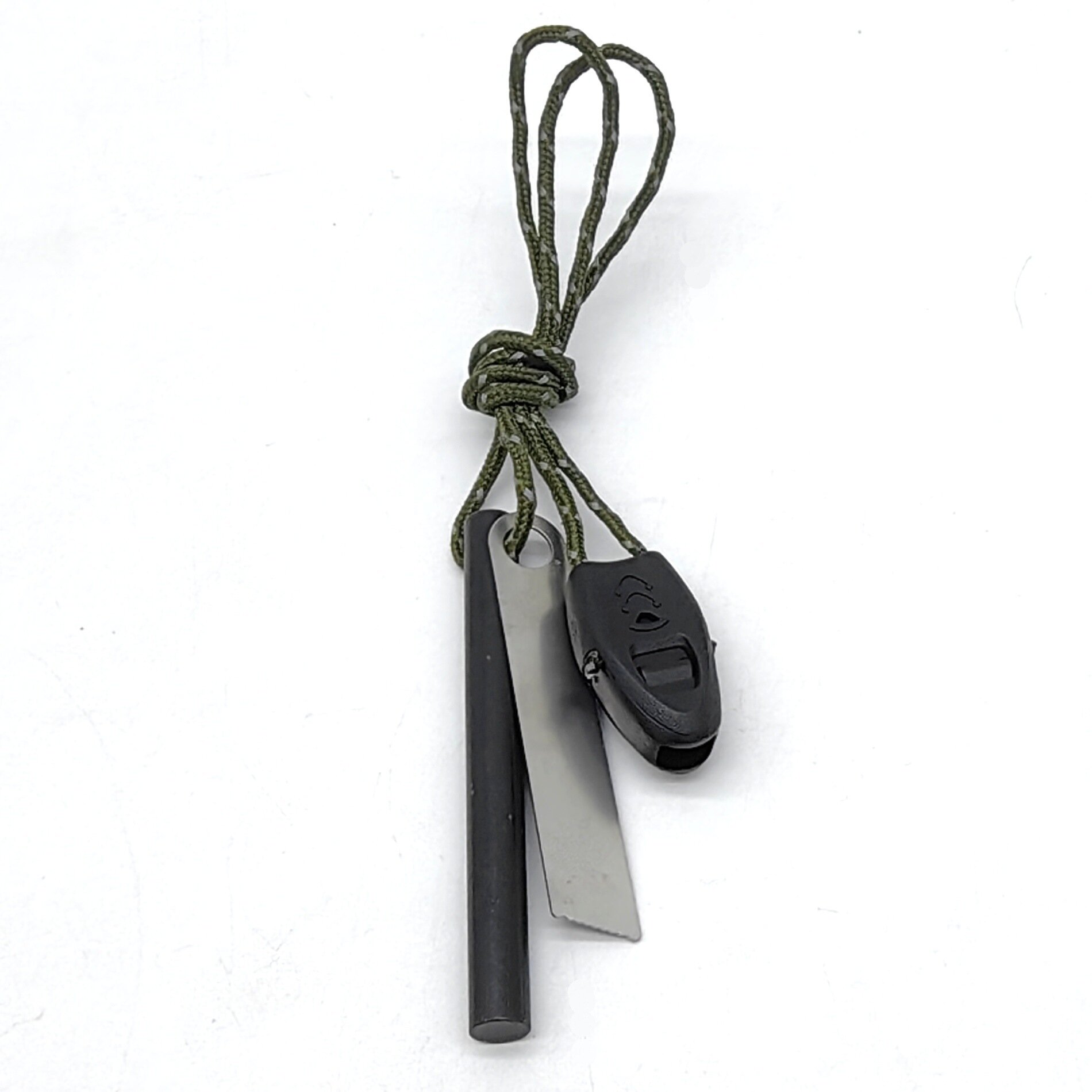 Огниво-зажигатель из кремня для использования на открытом воздухе, свисток для выживания в дикой природе, скребок из нержавеющей стали, огниво-зажигатель, оплетенный паракордом, магниевый стержень, свисток для выживания.