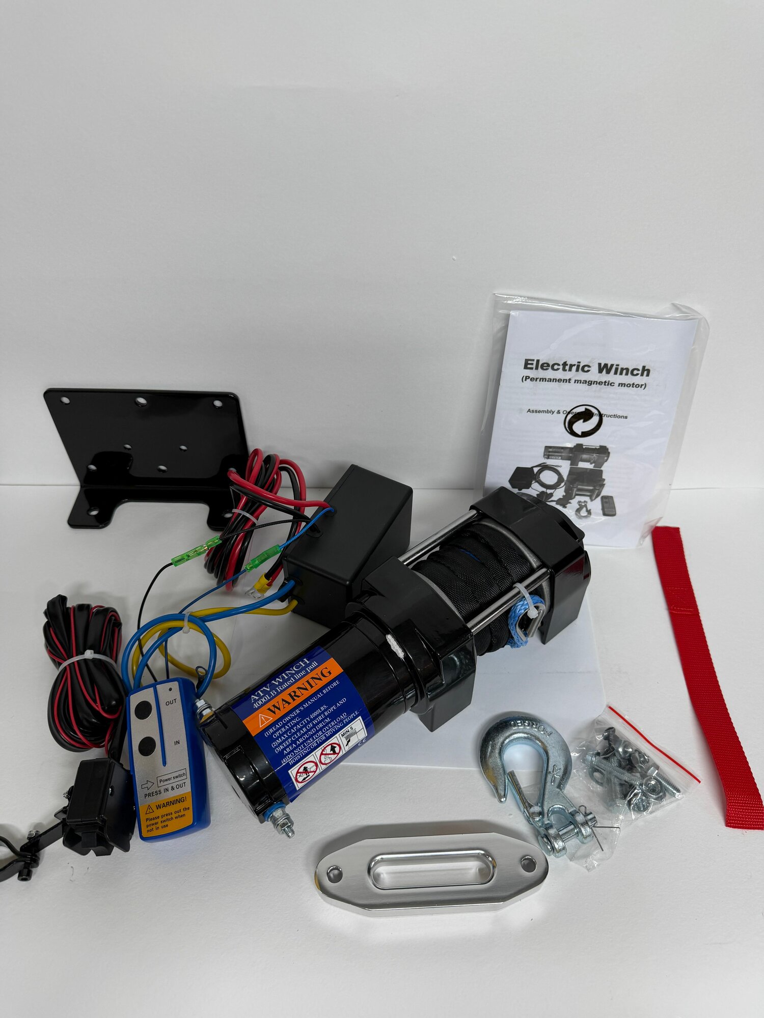 Лебедка электрическая 4000 lbs, 1814 кг, 12V, кевларовый трос, с пультом управления, ATV Electric Winch, КвадроХват (1 шт. / комплект), арт: 5859-К