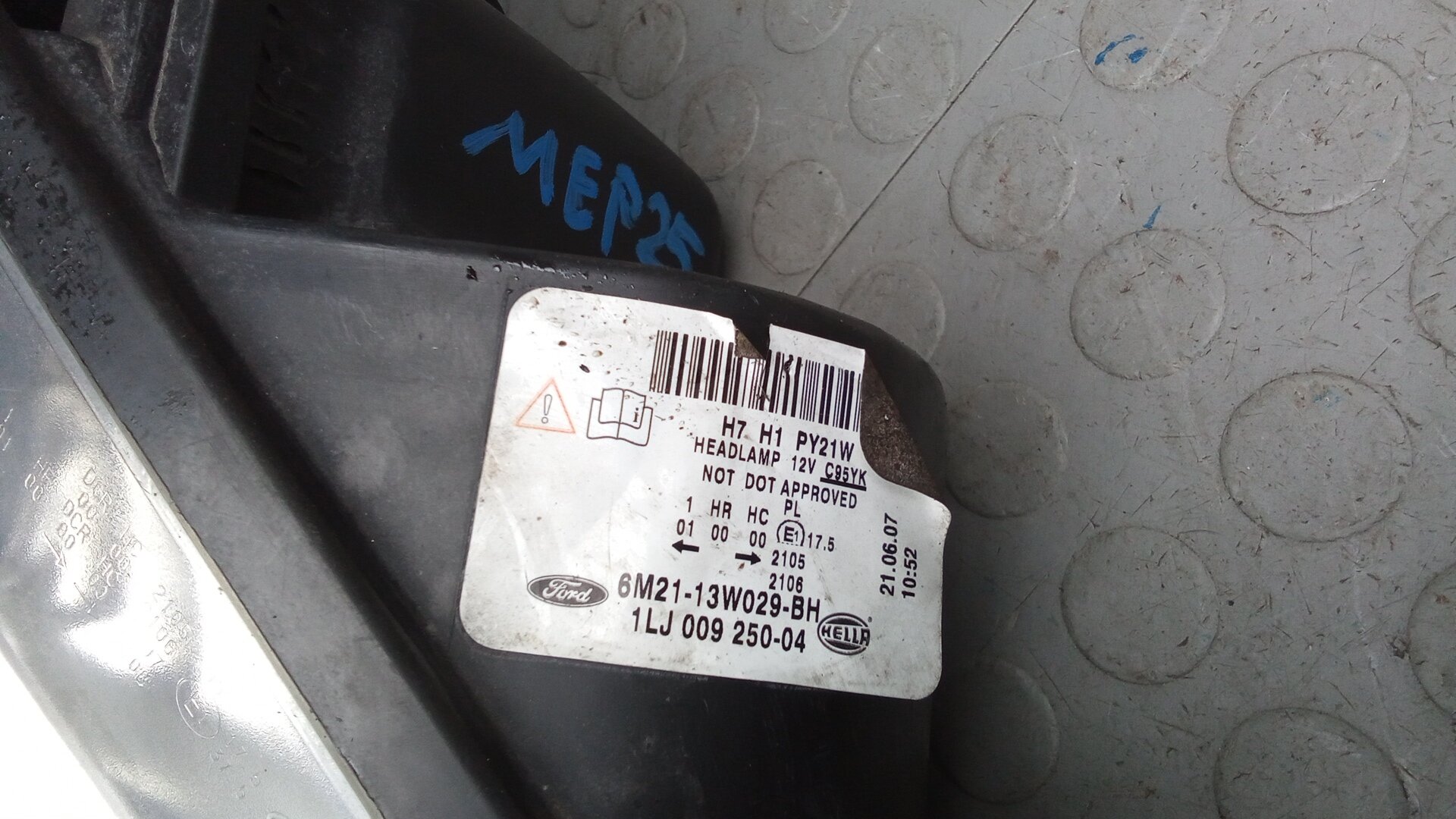 Фара правая FORD S-MAX — фото 1