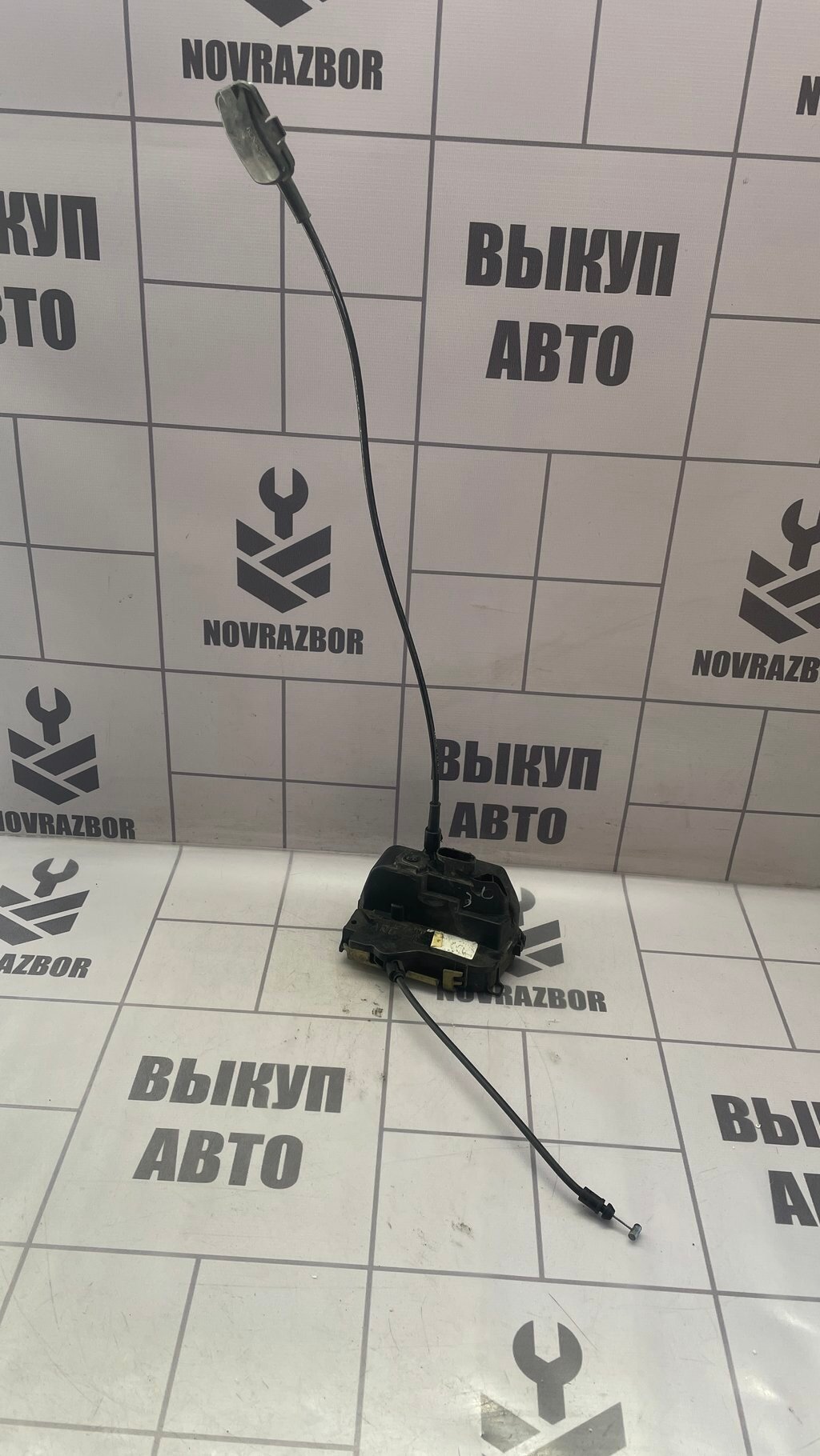 Замок двери задней левой Renault Megane 2 02-09