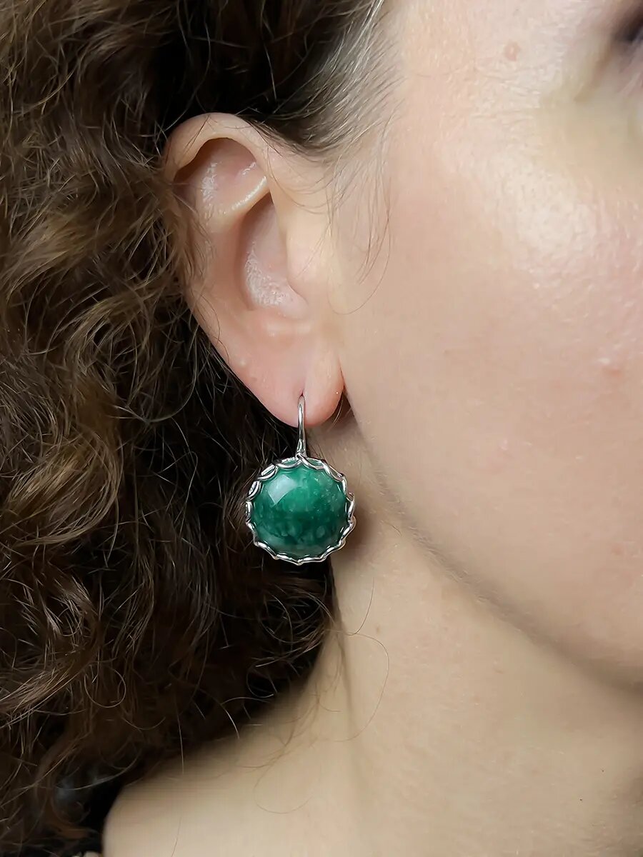 Серьги, серебро, 925 проба, родирование, изумруд