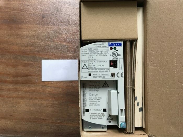 Модуль Lenze E82EV371-2C