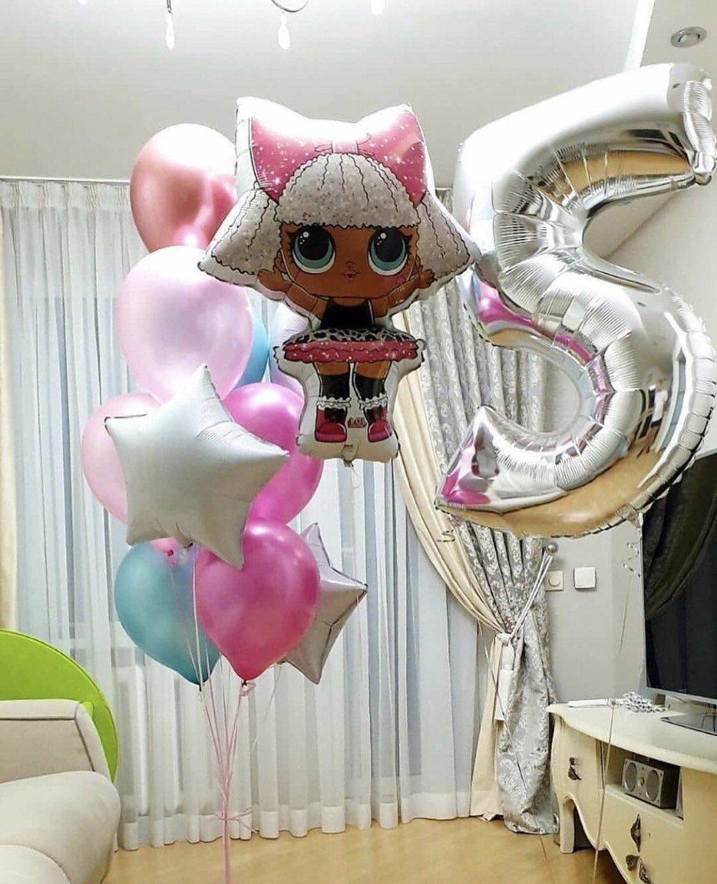 Фонтан шаров кукла Lol лол и цифра 5 для девочки на день рождения. Воздушные шары с гелием Лол