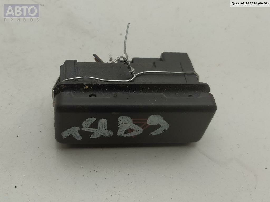 Кнопка аварийной сигнализации (аварийки) BMW 5 E39 (1995-2003)