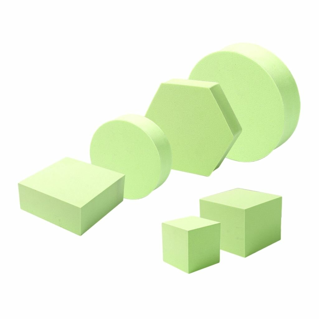 Набор фотопродукции: геометрические кубики из пенопласта для ювелирных изделий и макияжа