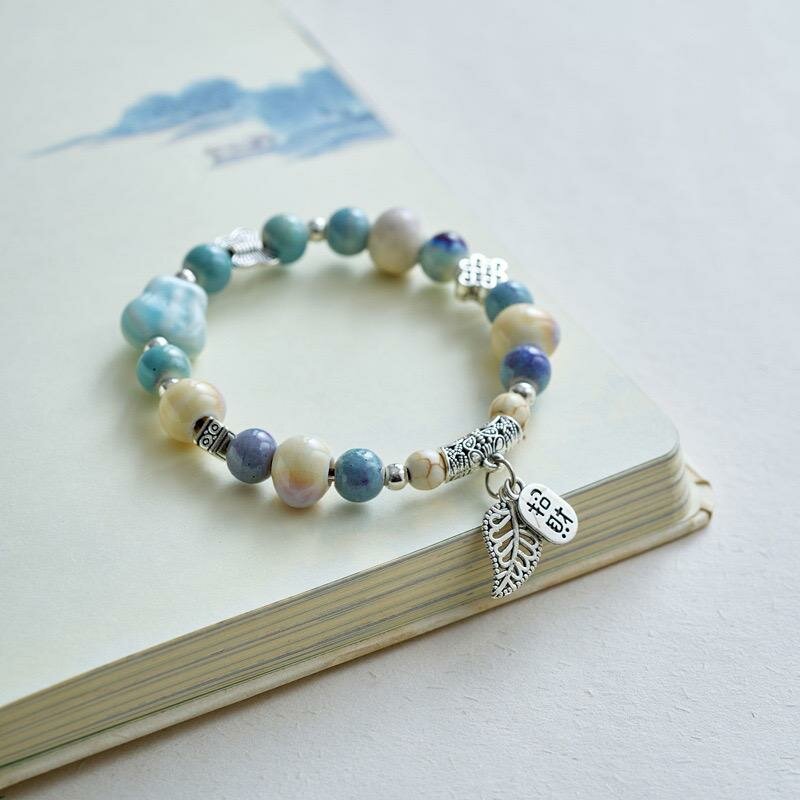 Браслет-нить