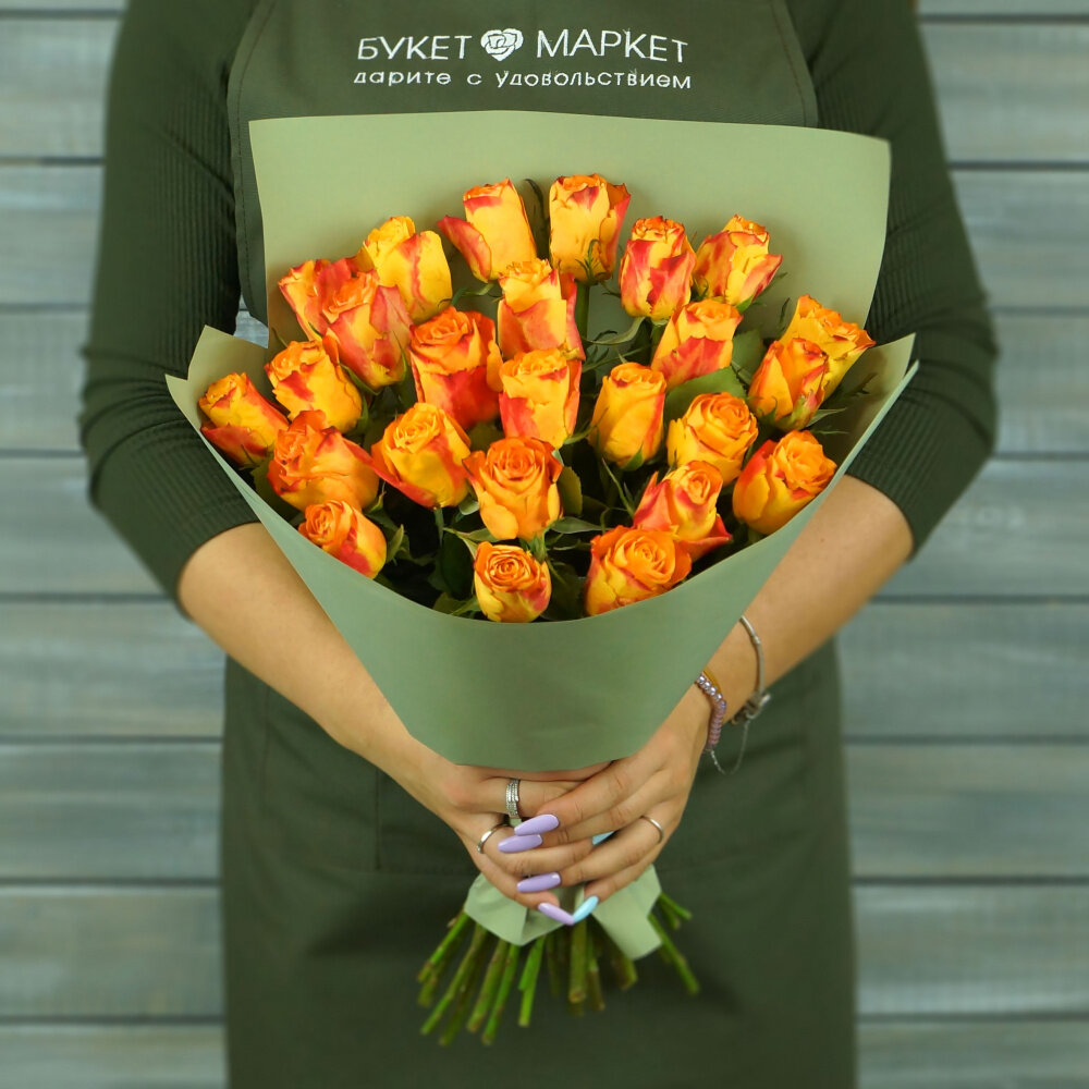 Монобукет "Букет Маркет", 23 розы, оранжевый, 40см, упаковка Кения