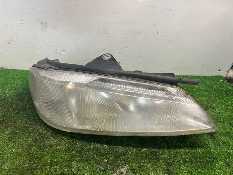 Фара галогеновая передняя правая Peugeot 406 седан 6205N0