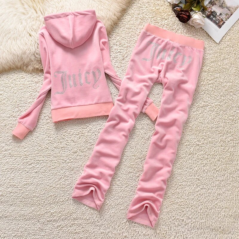 Комплект одежды