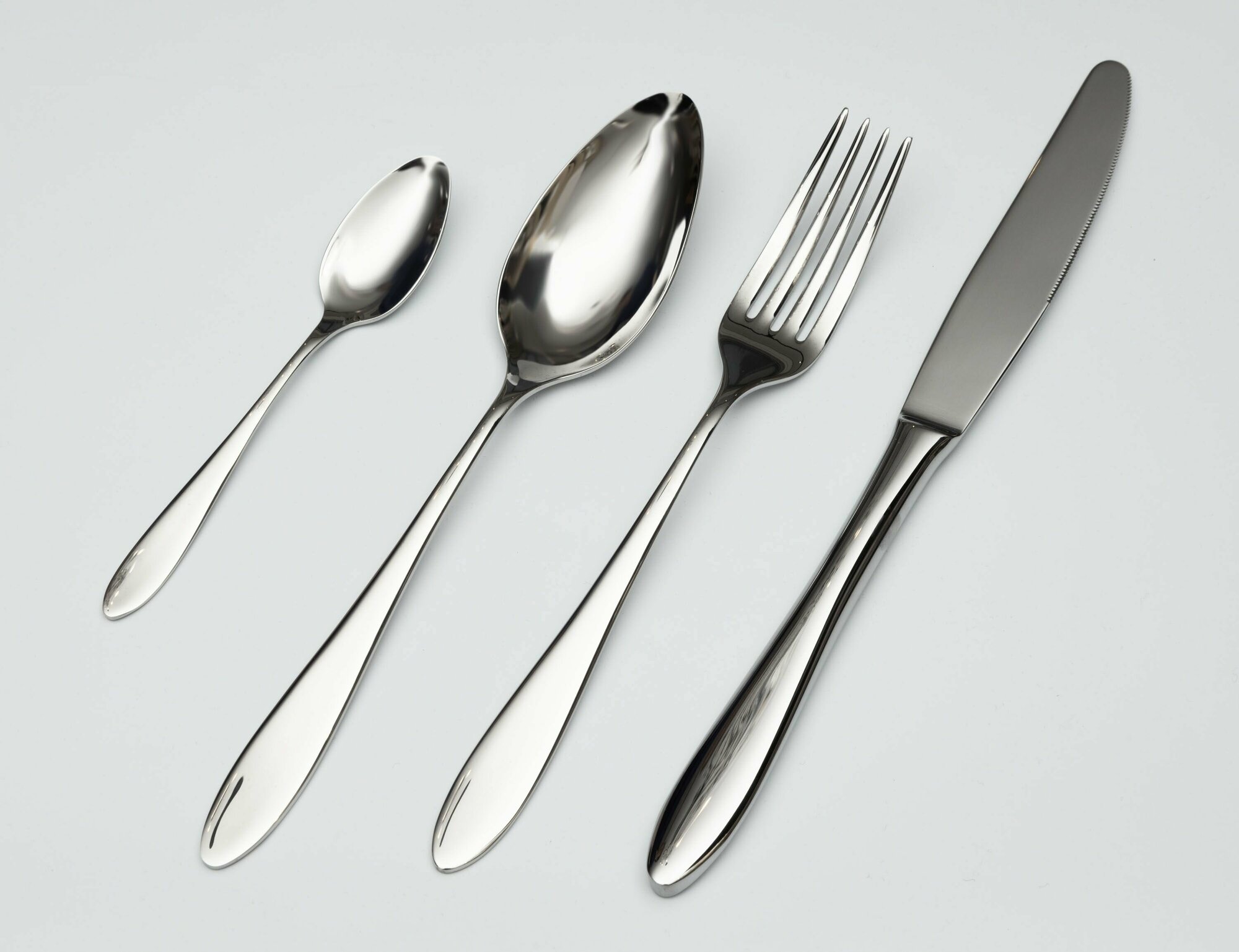 Столовые приборы Belo Inox BELO сталь 18/10, 24 шт.(6 ложек + 6 вилок + 6 ножей + 6 чайных ложек)