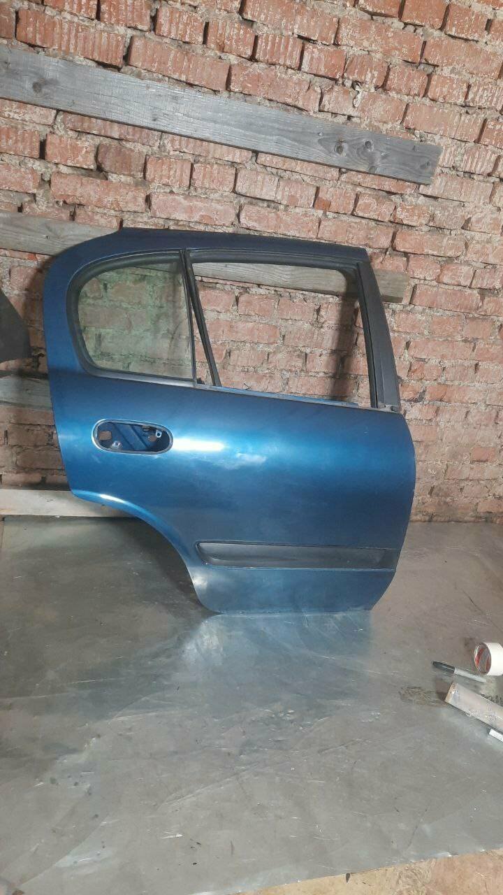 Дверь задняя правая Nissan Almera N16 2000
