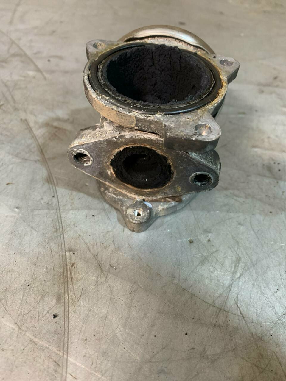 Клапан EGR Volkswagen Polo 4 (2001 - 2005) 45129637