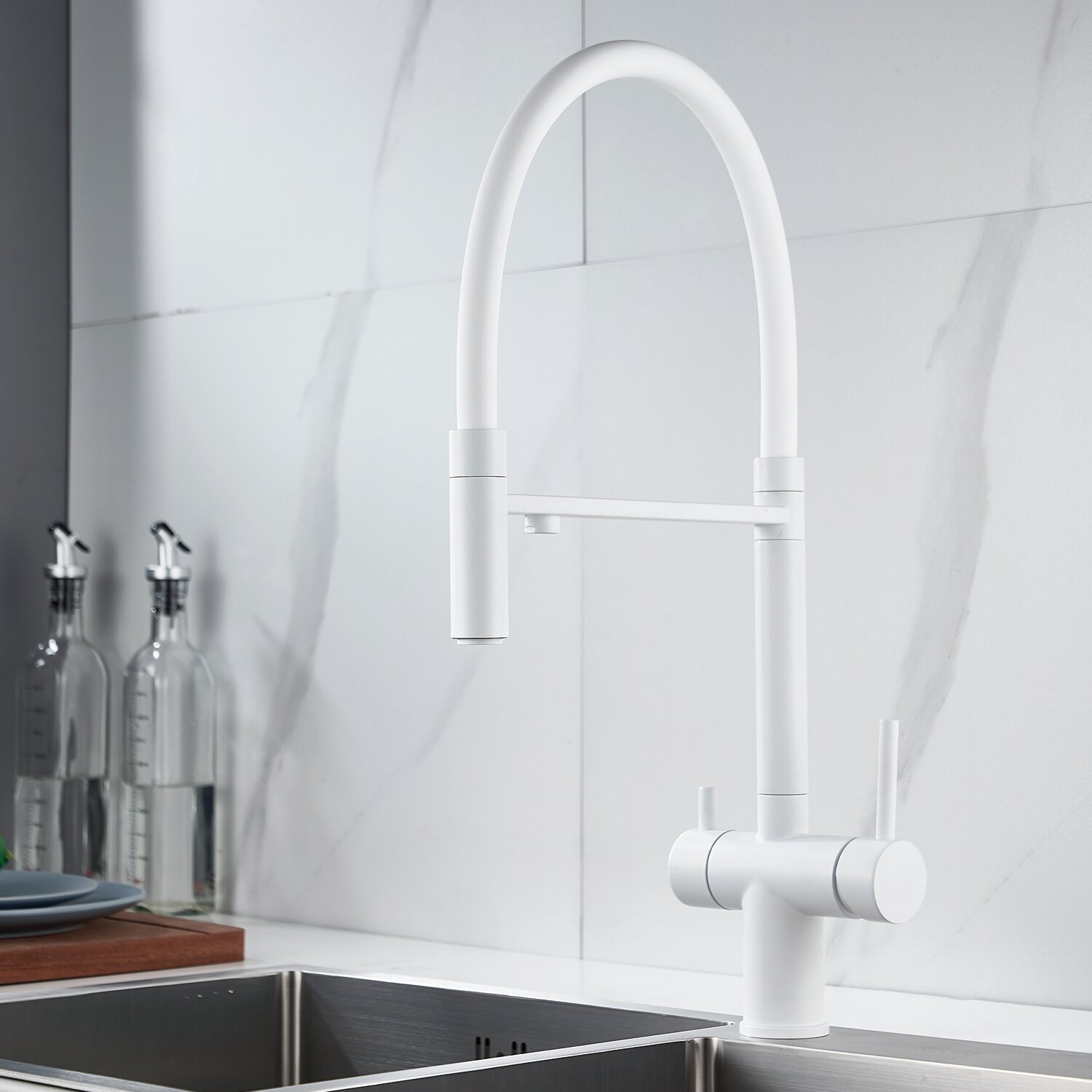 Смеситель для кухни с гибким изливом и подключением фильтра Shevanik S178C