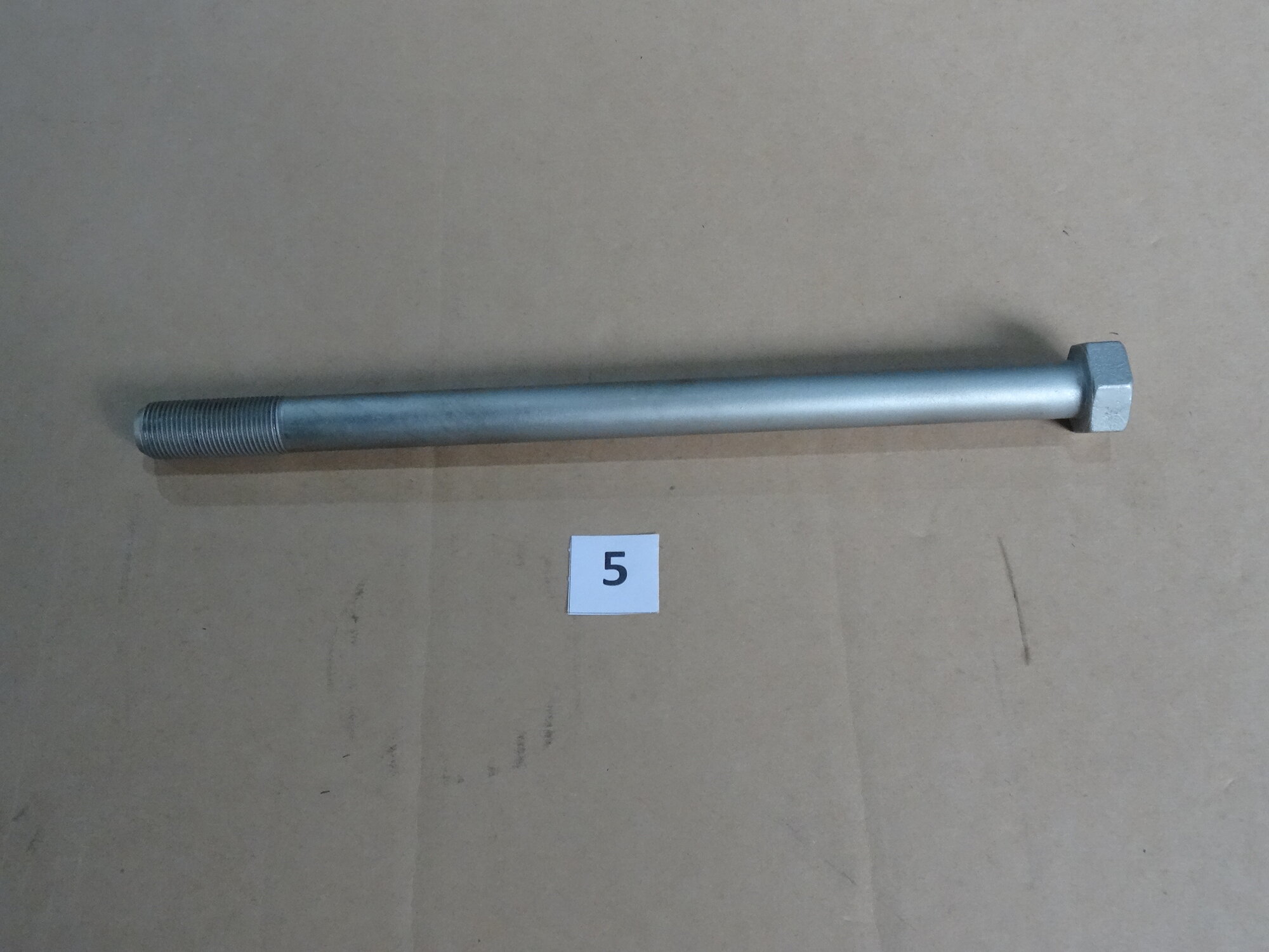 Болт М18х280 крепления р/штанги КамАЗ