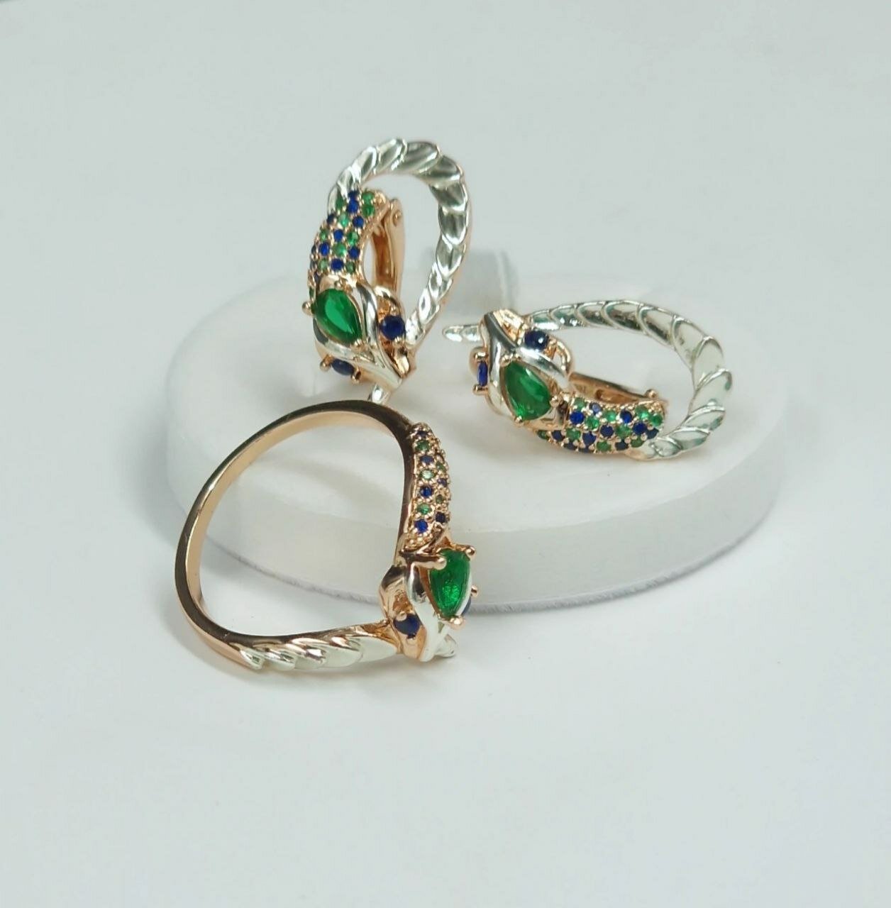 Комплект бижутерии, фианит, искусственный камень