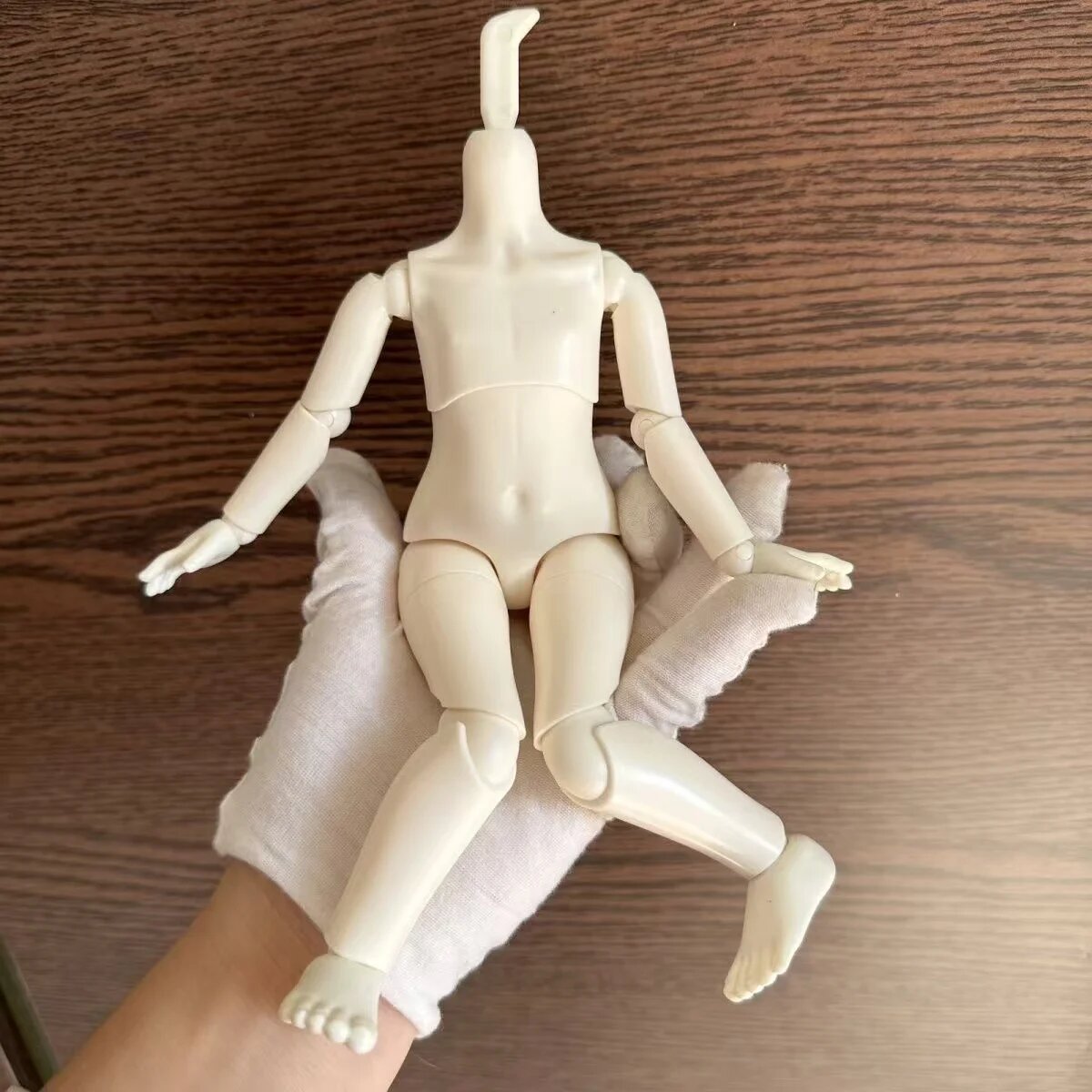 Кукла BJD 28 см, тело белая кожа, глаза голубые