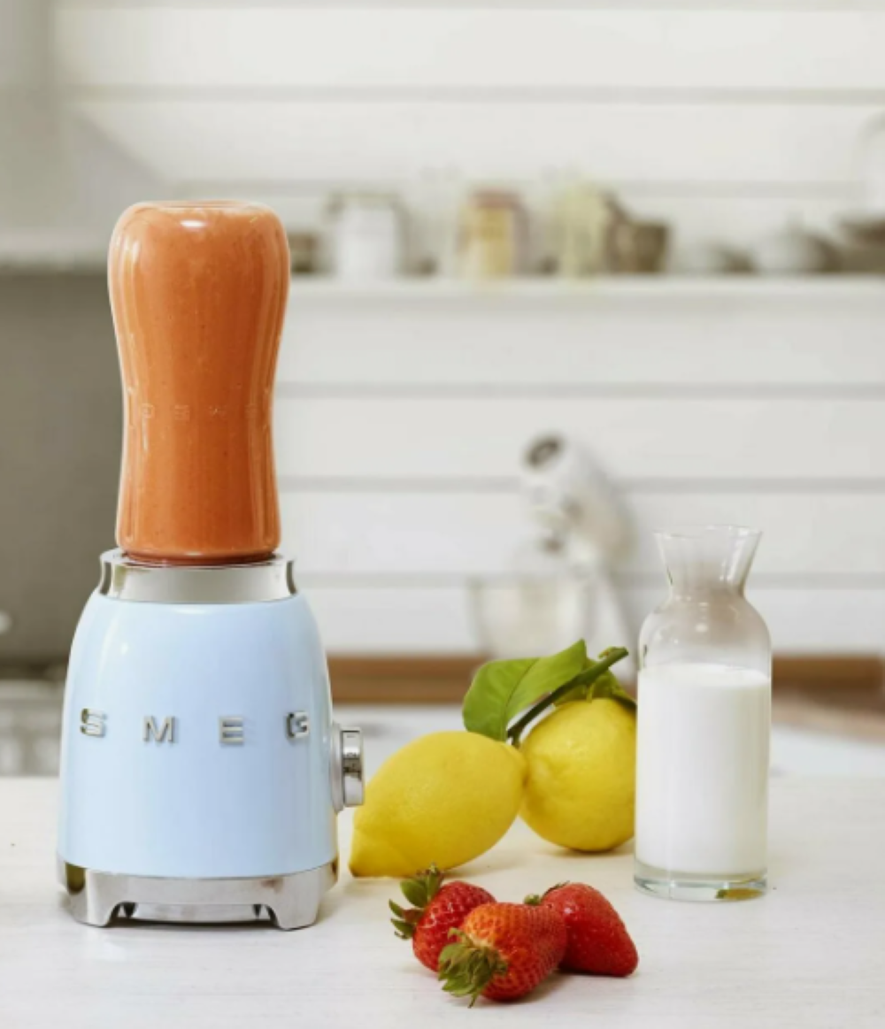 Блендер Smeg PBF00PBEU, нержавеющая сталь, цвет пастельный голубой