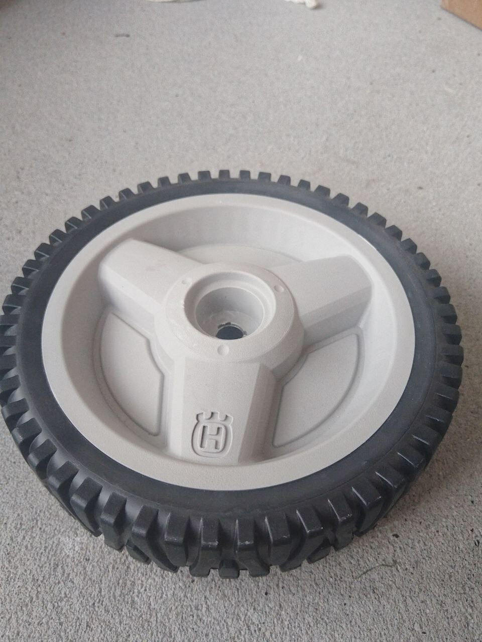 Колесо газонокосилки (ведущее, D=200мм, 53 зубца) для Husqvarna Craftsman Partner McCulloch оригинал