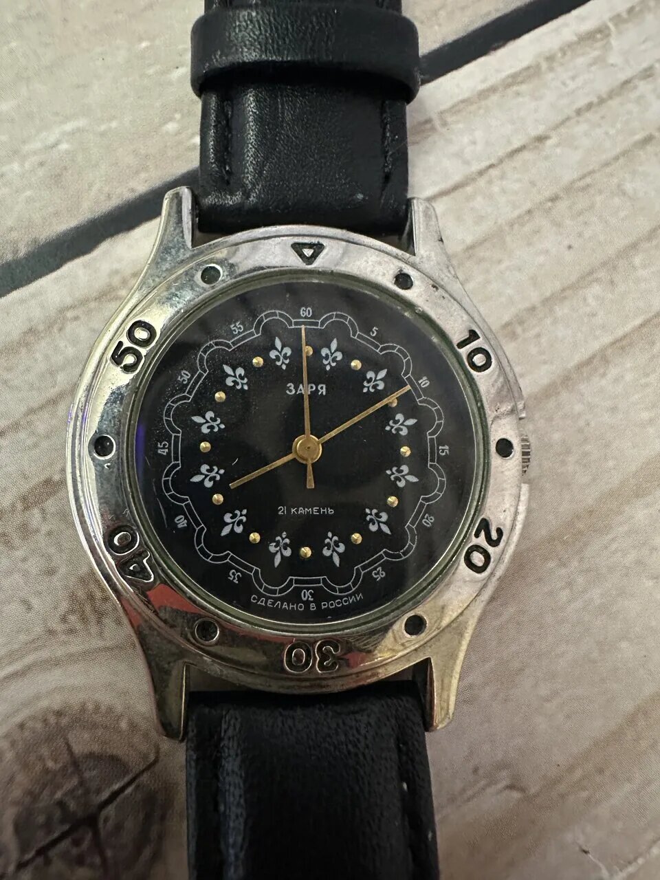 Наручные часы Классика