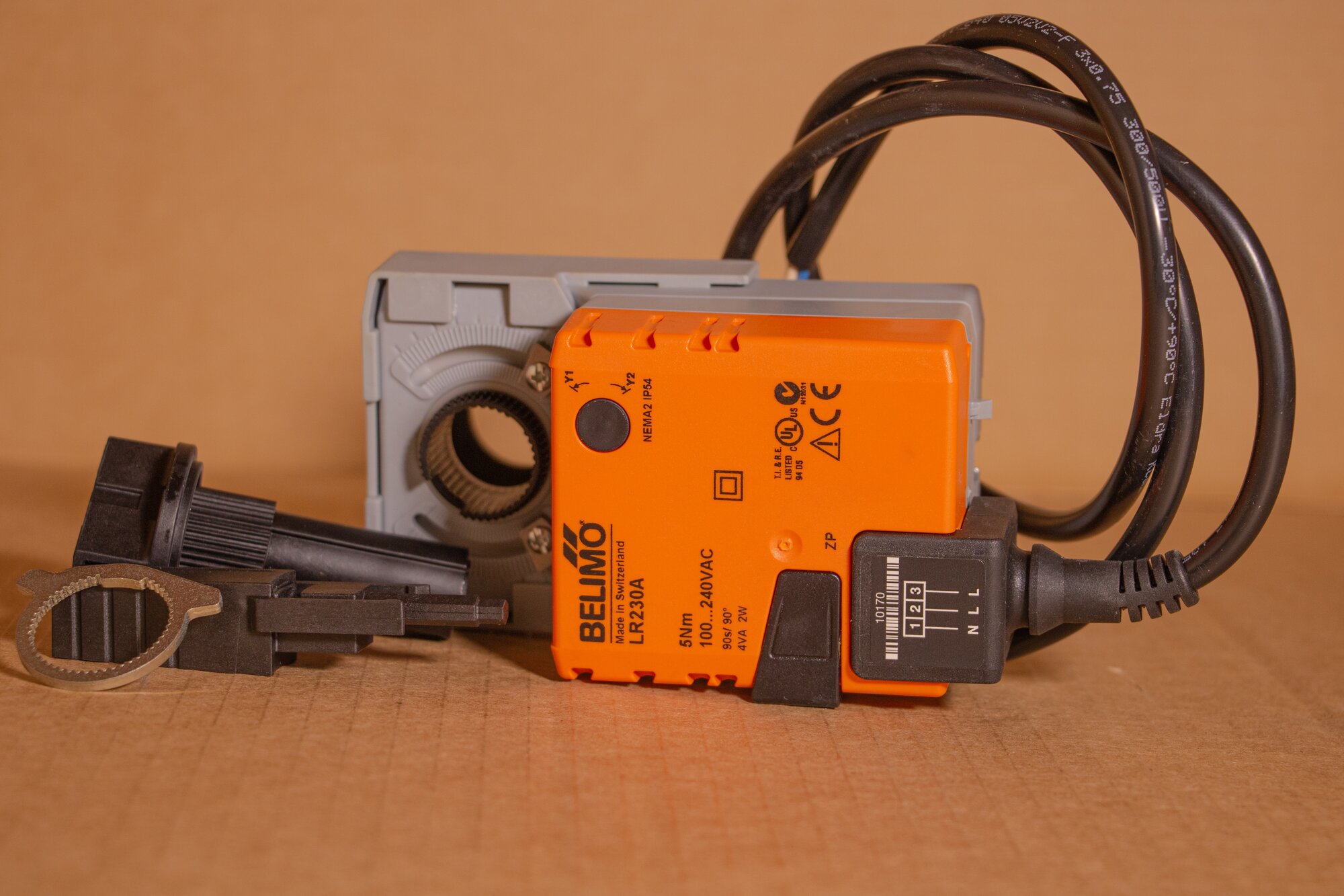 Электропривод Belimo LR230A, для шаровых кранов, трехпозиционный