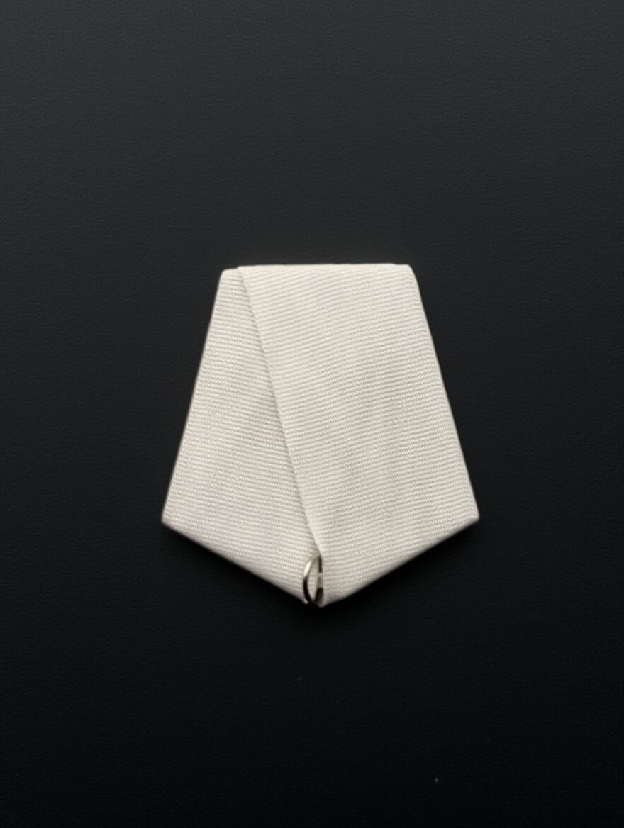 Колодка к медали с белой лентой