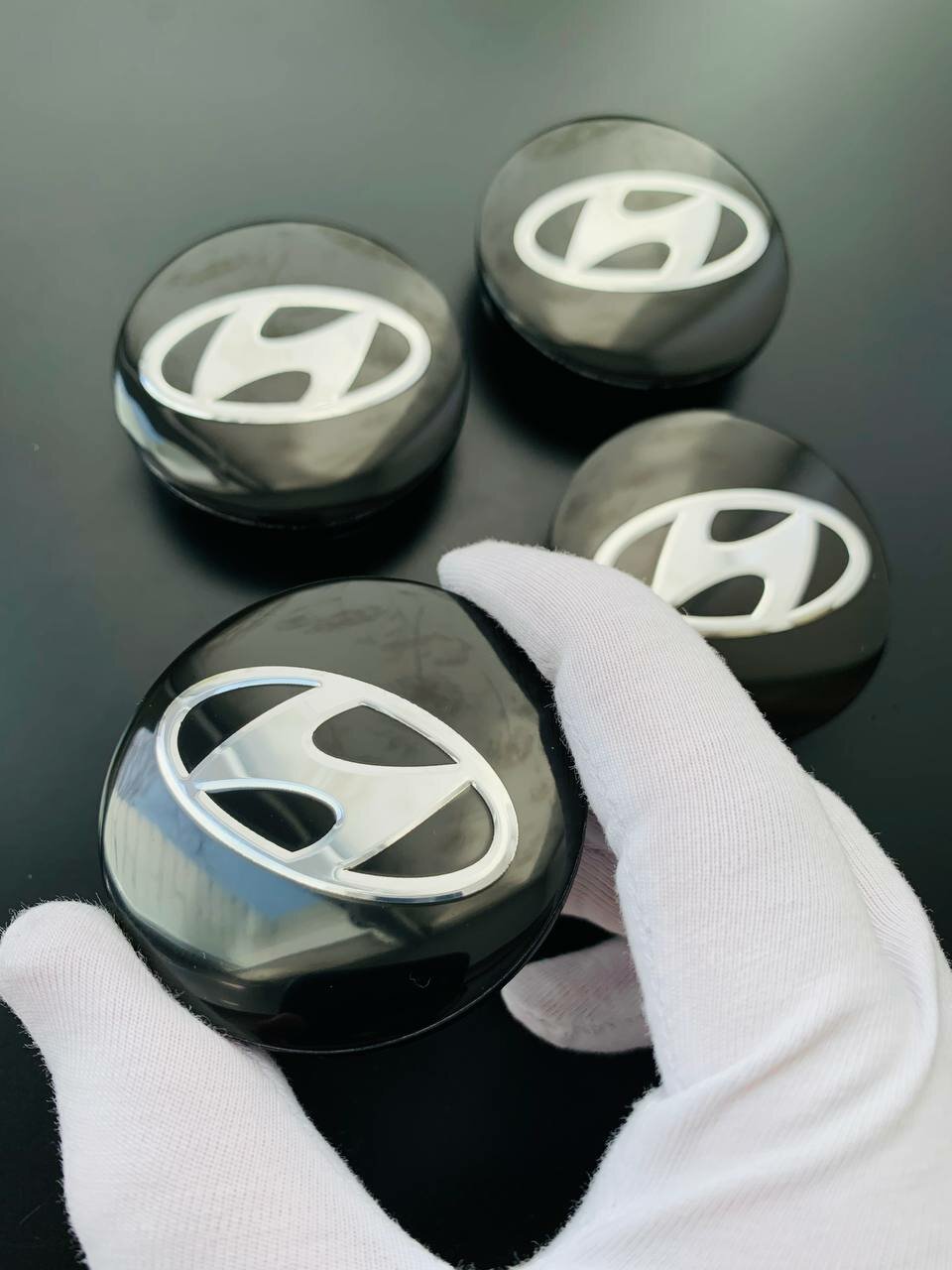 Заглушки на литые диски Skad Hyundai 56/52мм черный. Колпачки на диски Скад Хендай 56мм 4шт