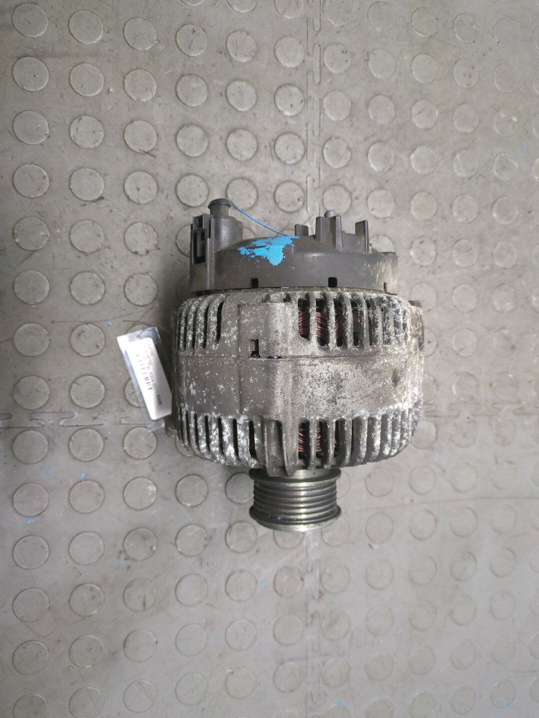 Генератор Audi A6 (C6) Б/У