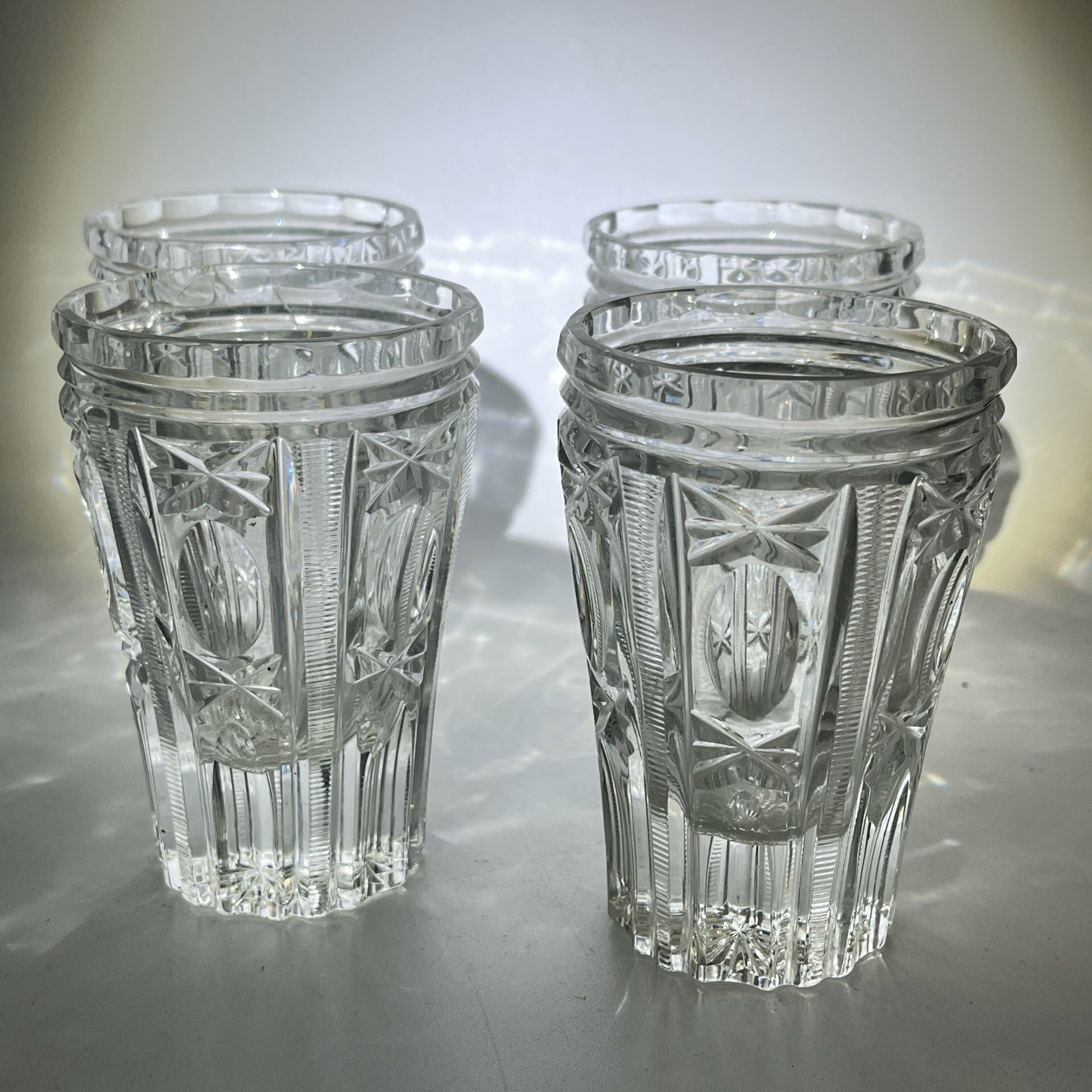 Набор из 4 стаканов с геометрическим декором, хрусталь, пресс, СССР, 1970-1990 гг.