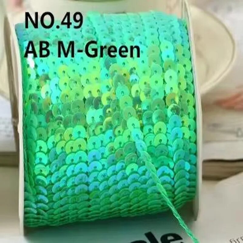 Пайетки зеленые AB M-Green 6 мм, 100 ярдов
