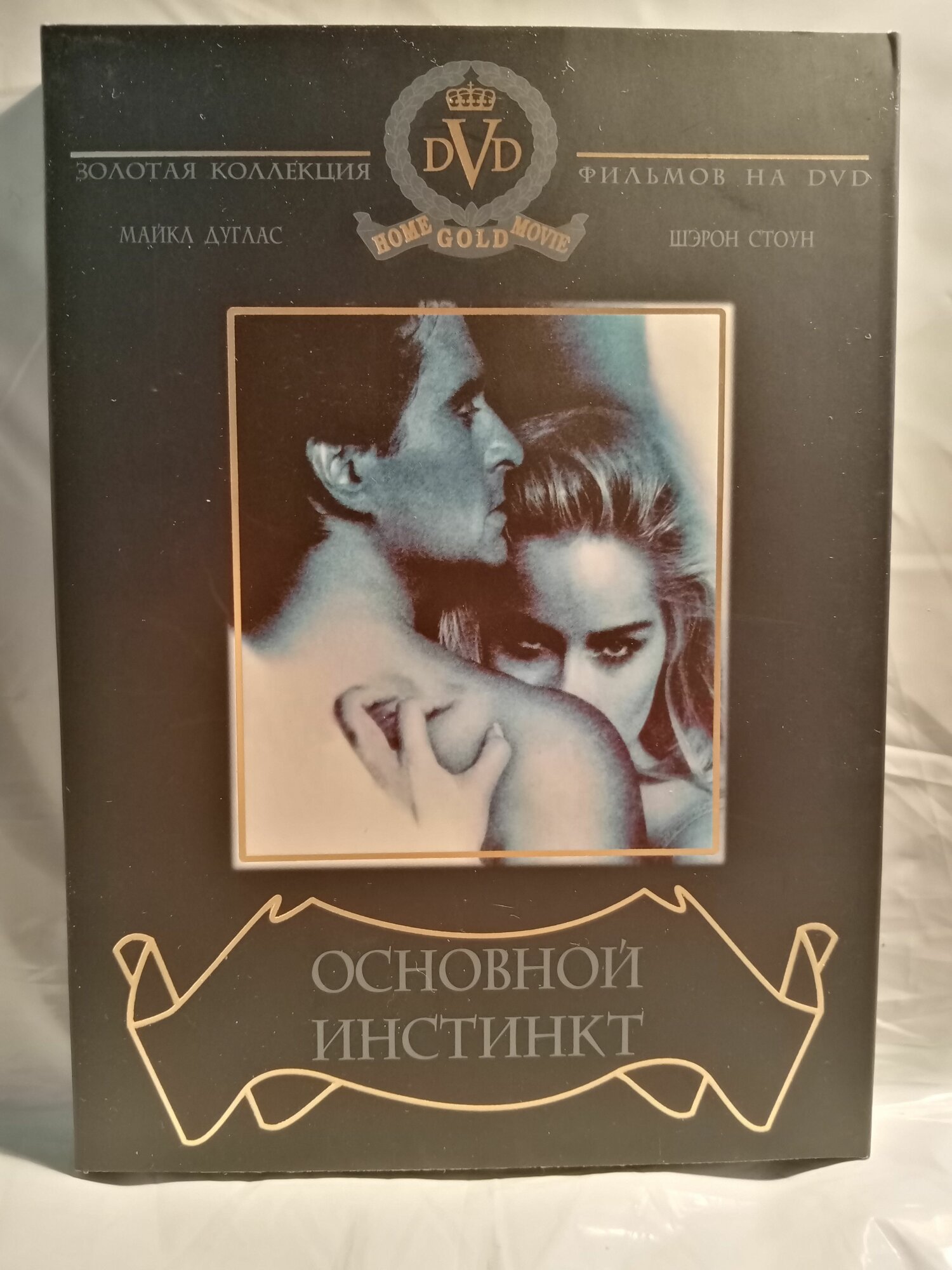 Фильм. Основной инстинкт (реж. Пол Верховен). dvd