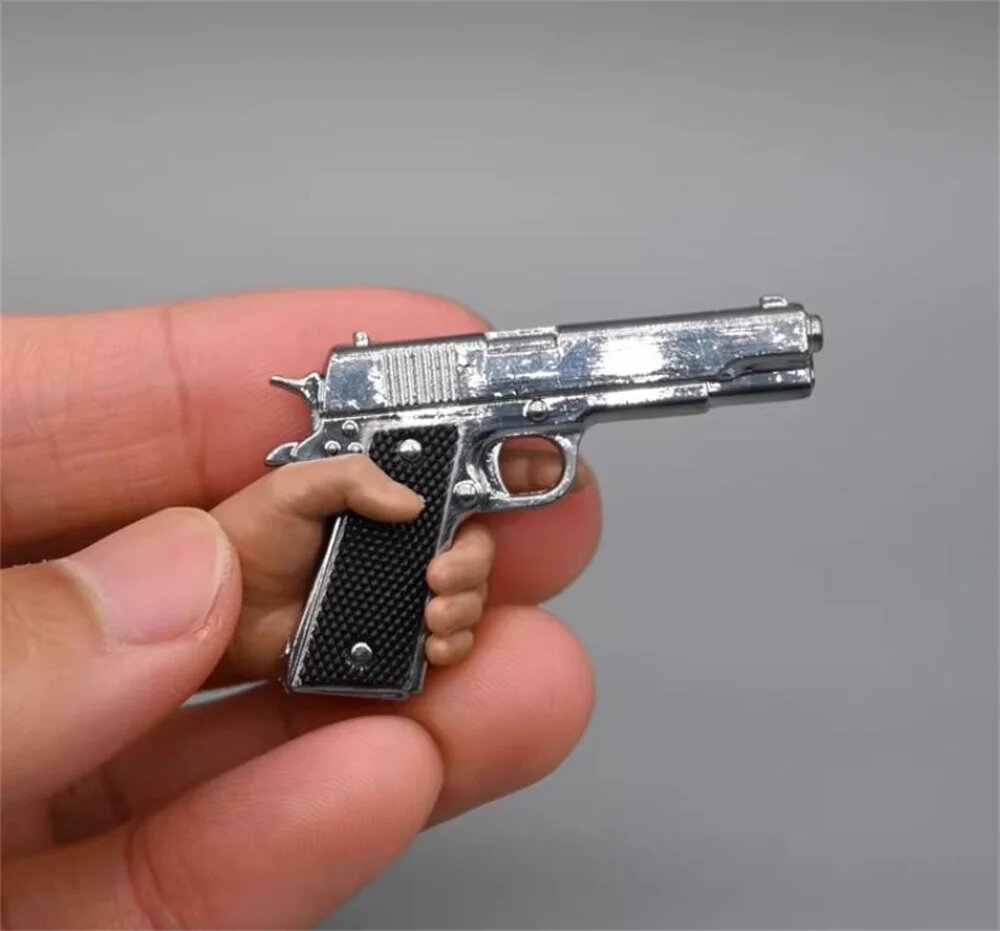 Мини-пистолет 1/6 M1911, серебристый