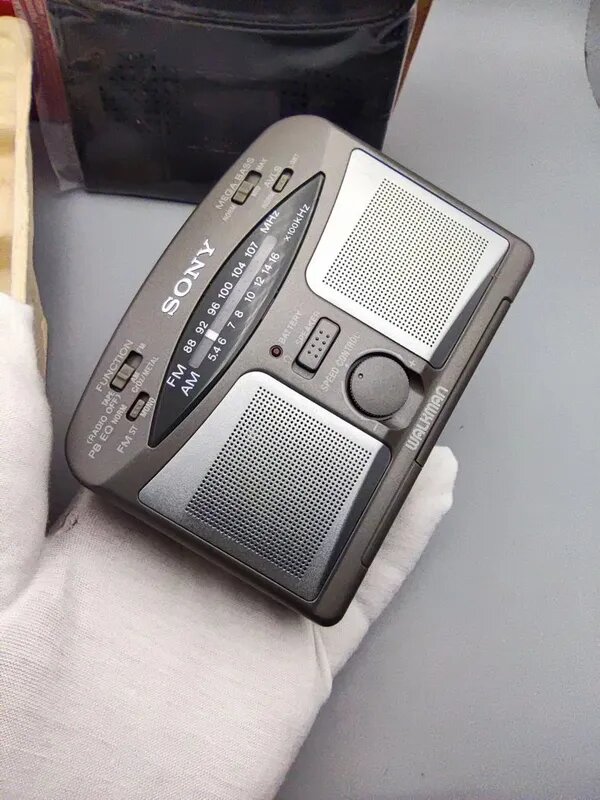 Sony Магнитола — фото 1