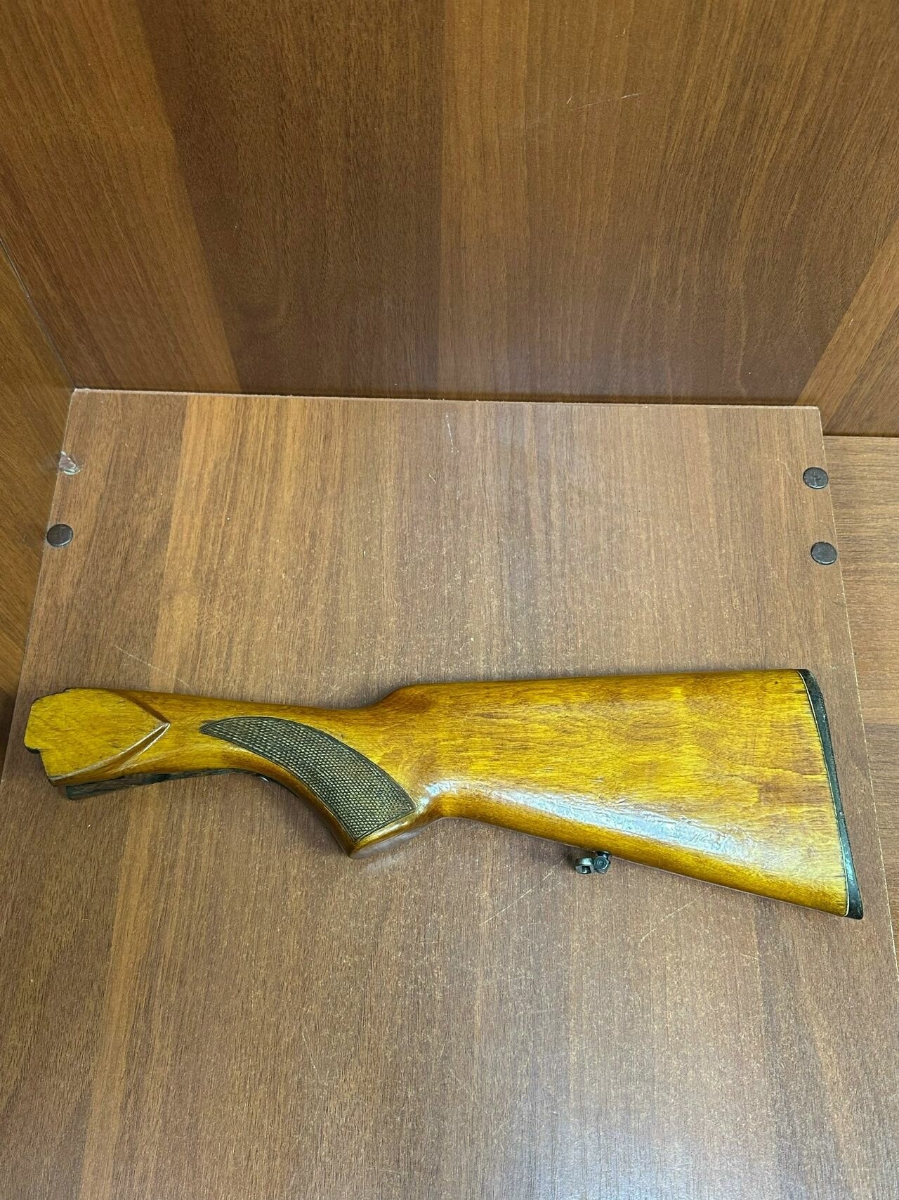 Приклад от охотничьего ружья ИЖ Дерево, накладка тыльник Байкал СССР Длина 41 см