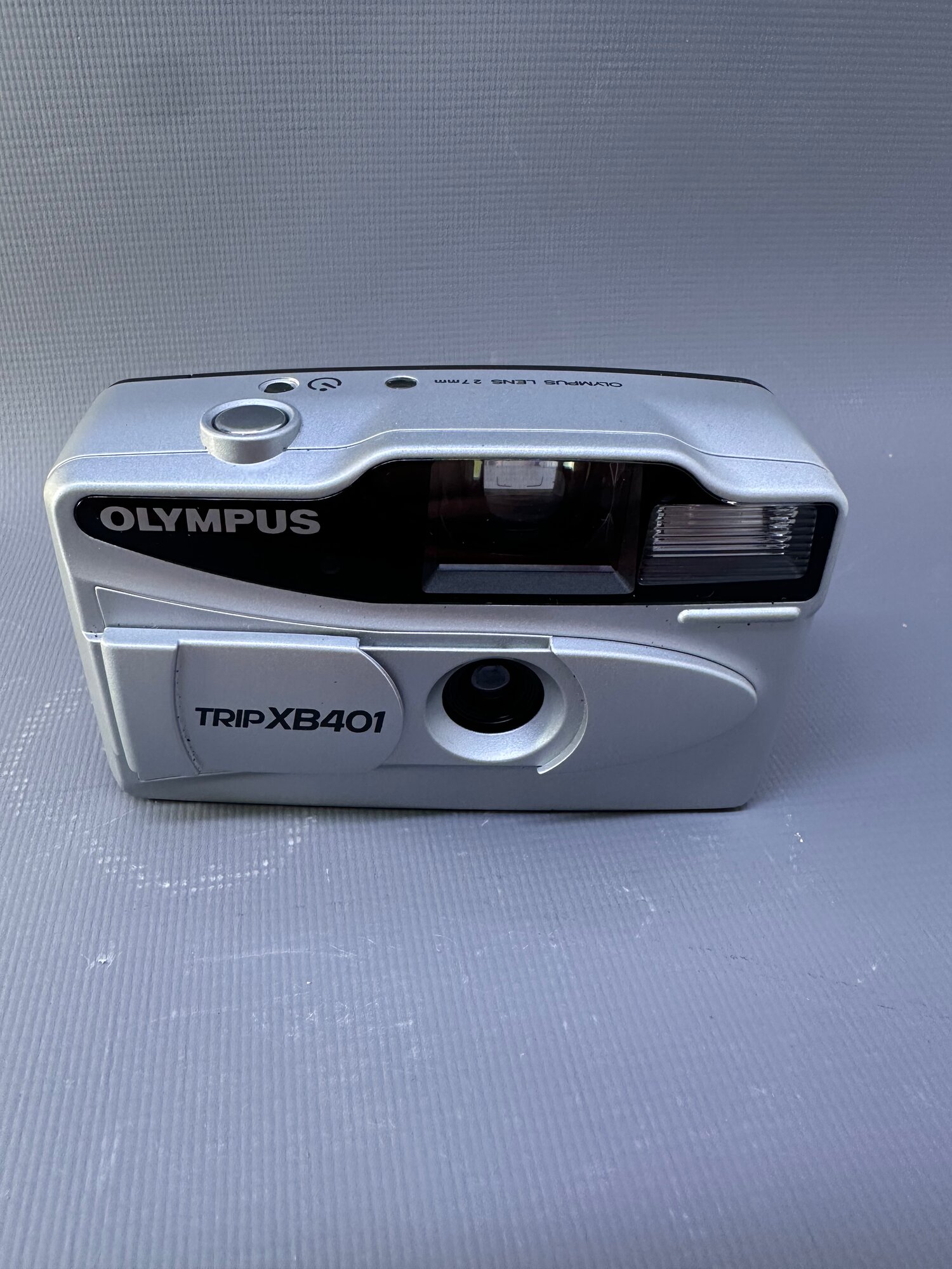 Фотокамера Olympus Trip XB401, компактная, пленочная, ретро-стиль, пластиковый корпус