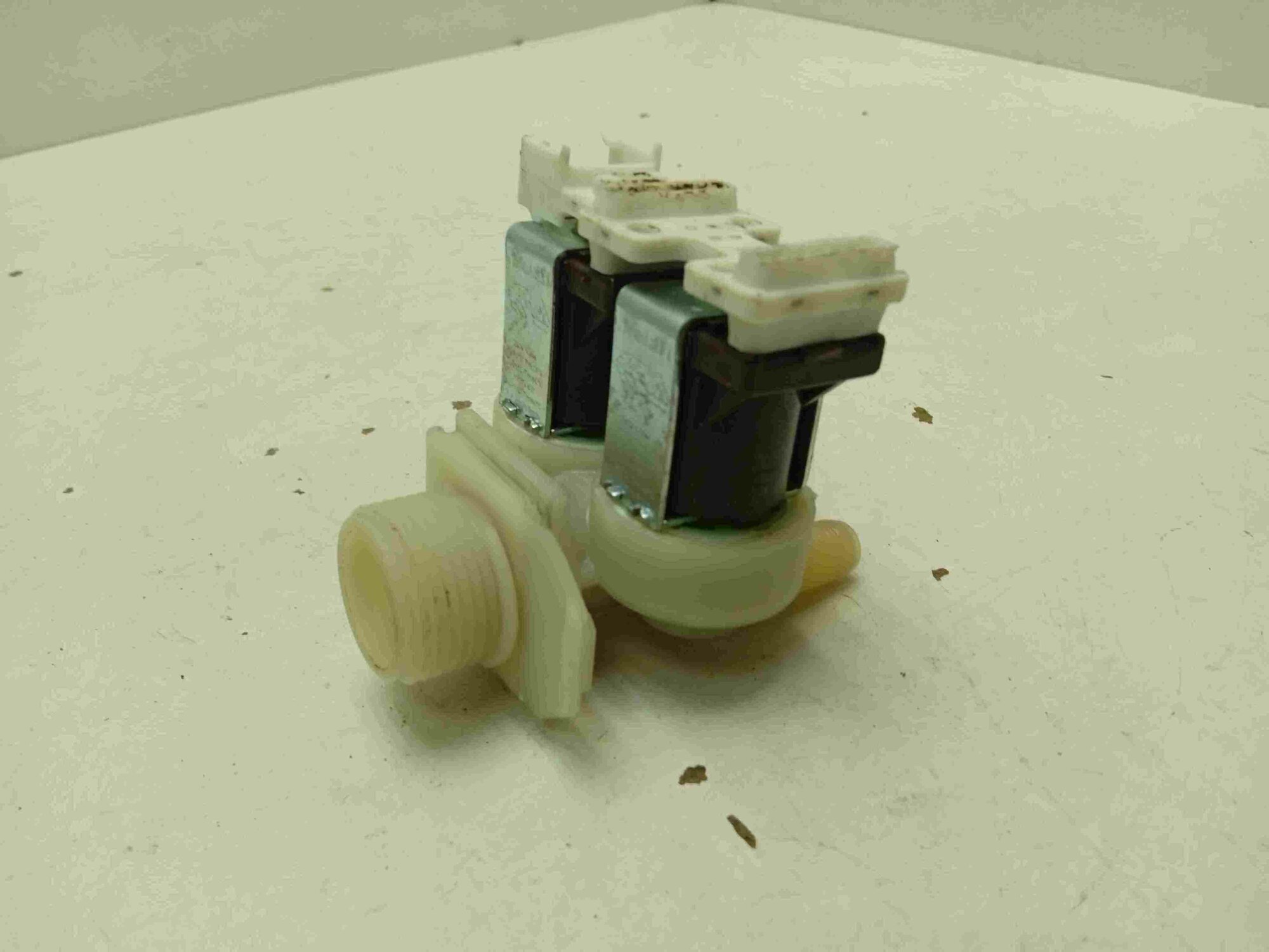 WLX24463OE/23 кт217 Клапан подачи воды для стиральной машины Bosch WLX24463OE/23 б/у