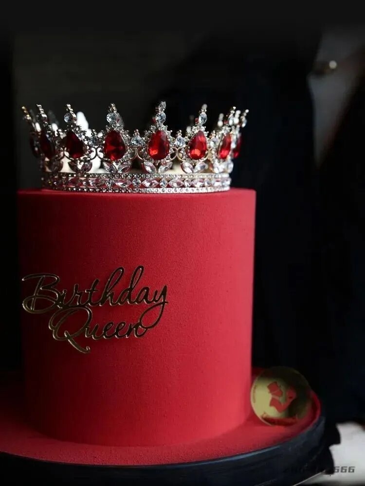 Топпер для торта, набор "Red Fire Crown Set" с короной, топпером "Birthday Queen", свечами "Happy Birthday", 1 уп. — фото 1